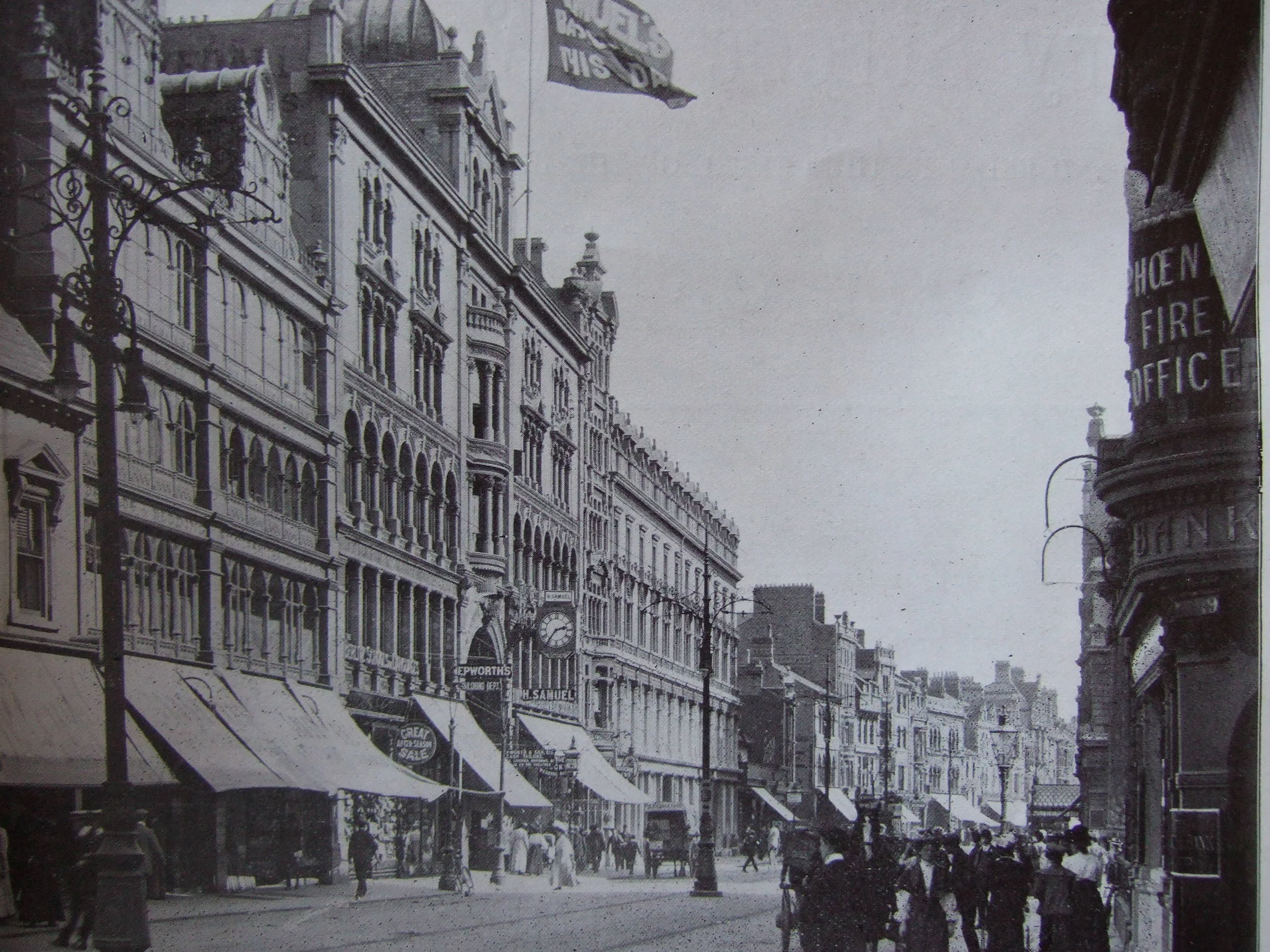 Victorian Cardiff in Old Photographs — Matthew Williams