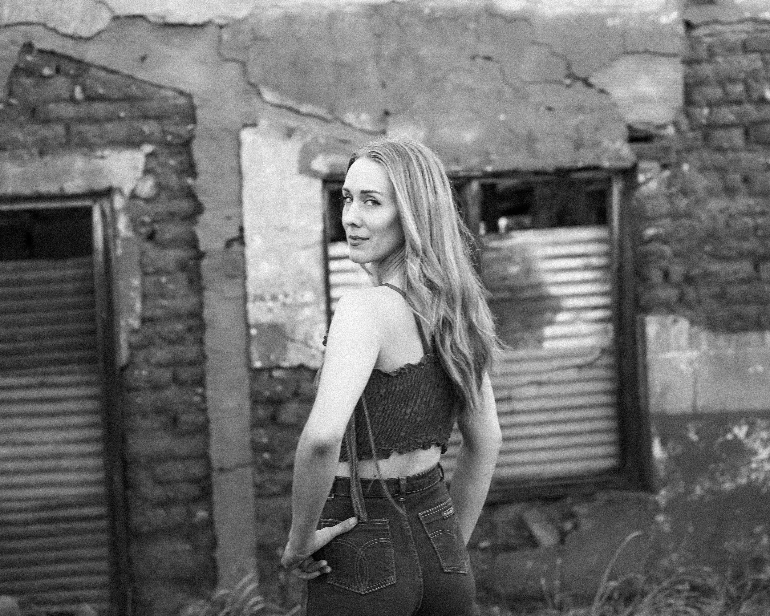 BRENNEN LEIGH — Signature Sounds Recordings