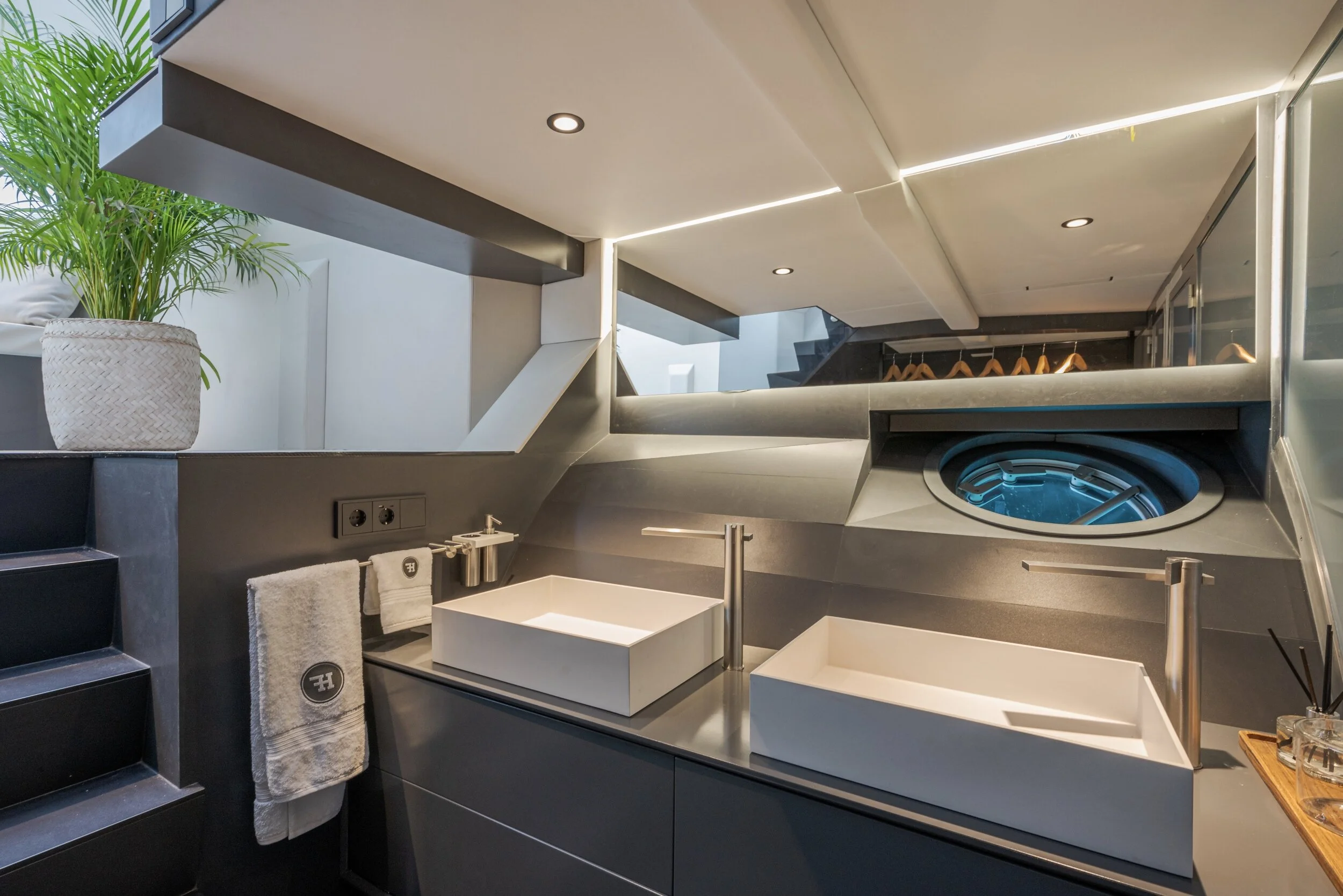 Exceptional X1 — Hanstaiger