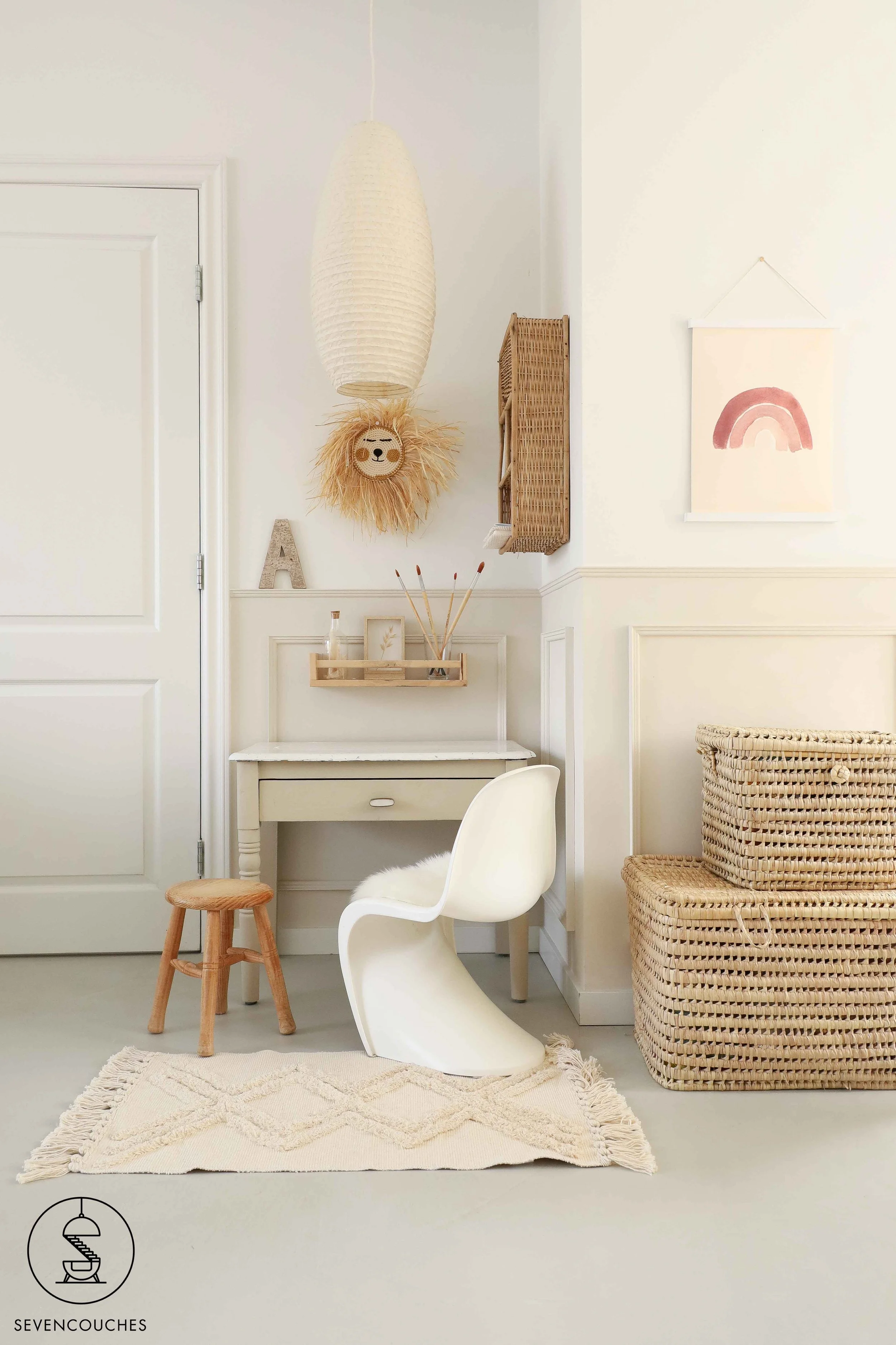 Houten sierlijsten op de muur: zo maak je eenvoudig een lambrisering ...