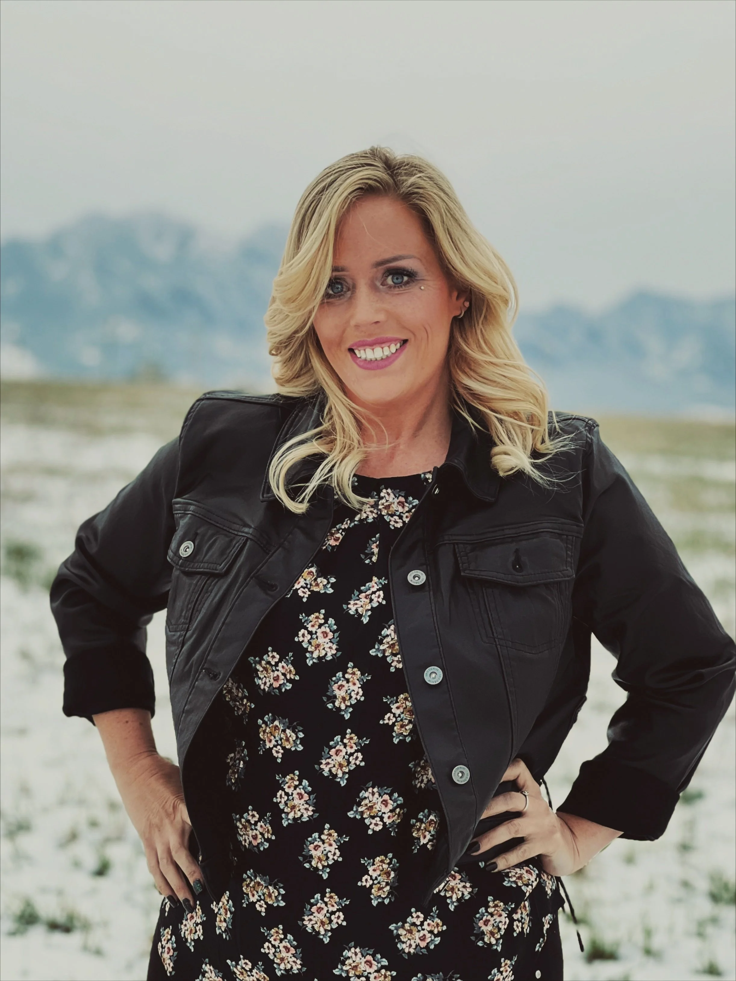 Meet Your Stylists — MAHNE ROOTS COLLECTIVE