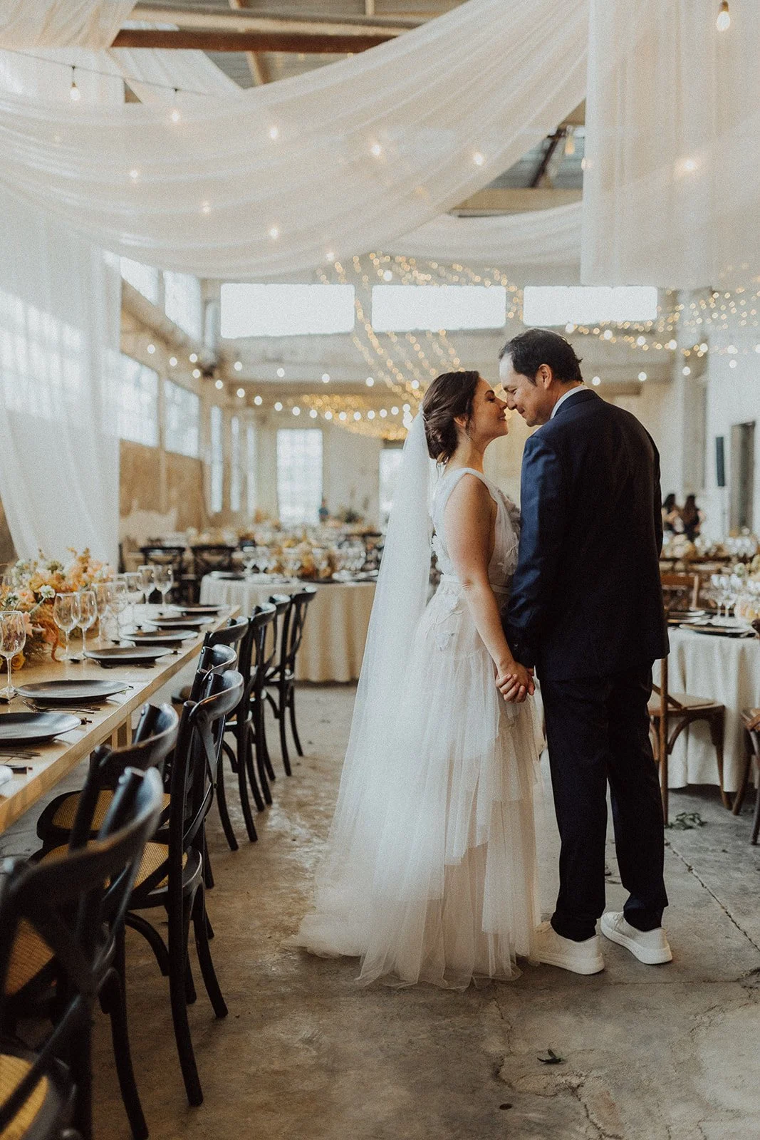 Una boda llena de amor y diseño en Fábrica, El Porvenir — Frida Enamorada
