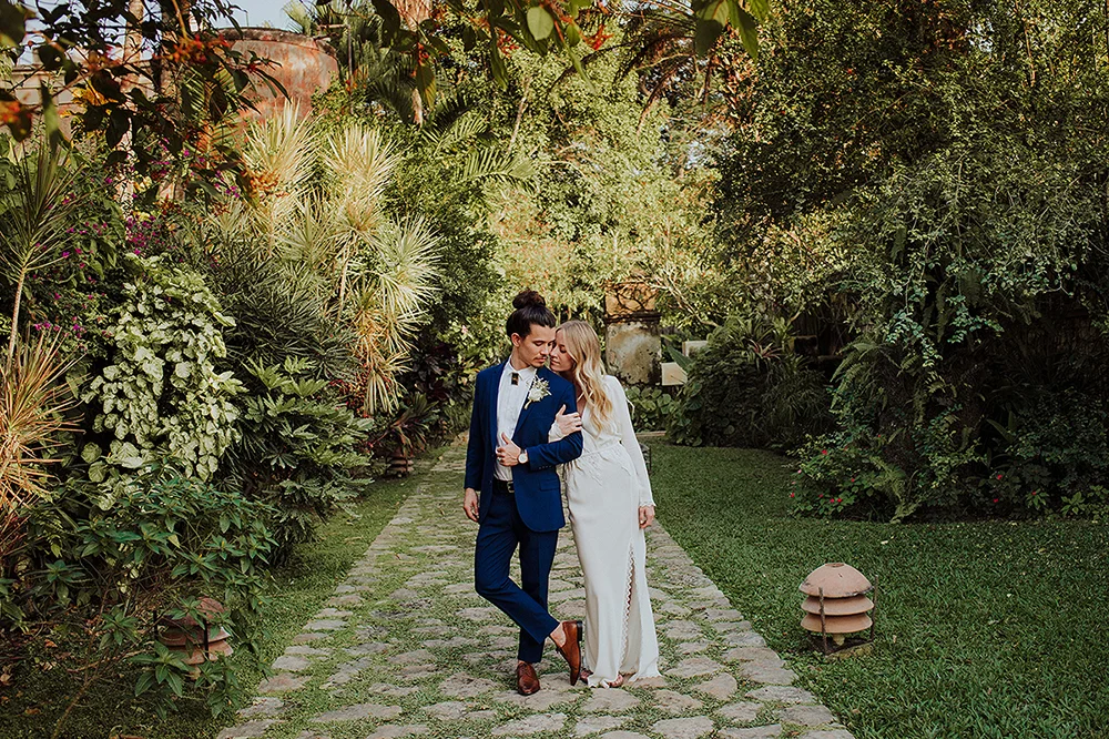 KC & Brian // Boda destino en Hacienda Sac Chich, Yucatán, México. — Frida Enamorada