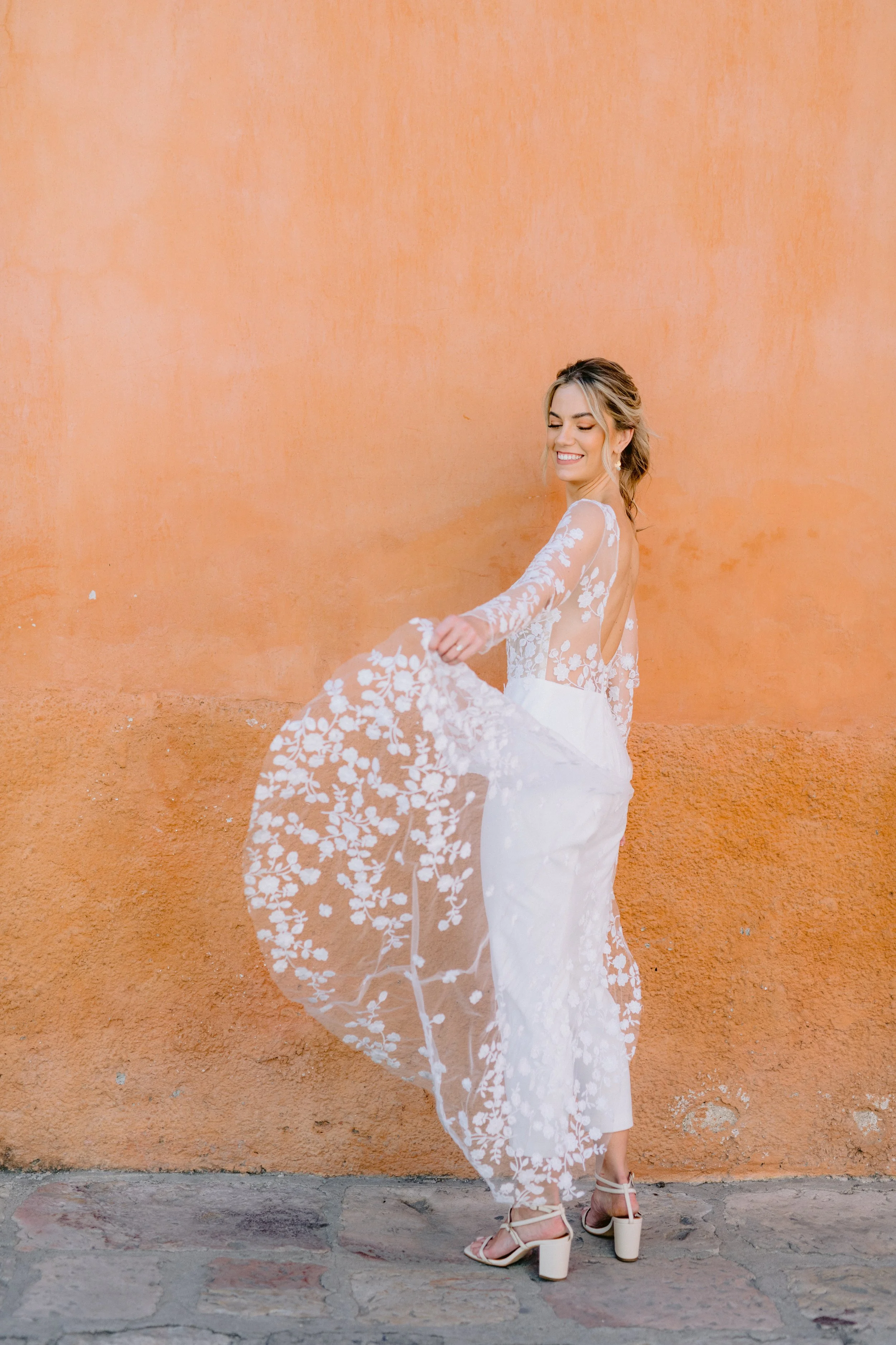 Alex & Mateo: A Romantic-Chic Wedding in Luna Escondida, San Miguel de ...