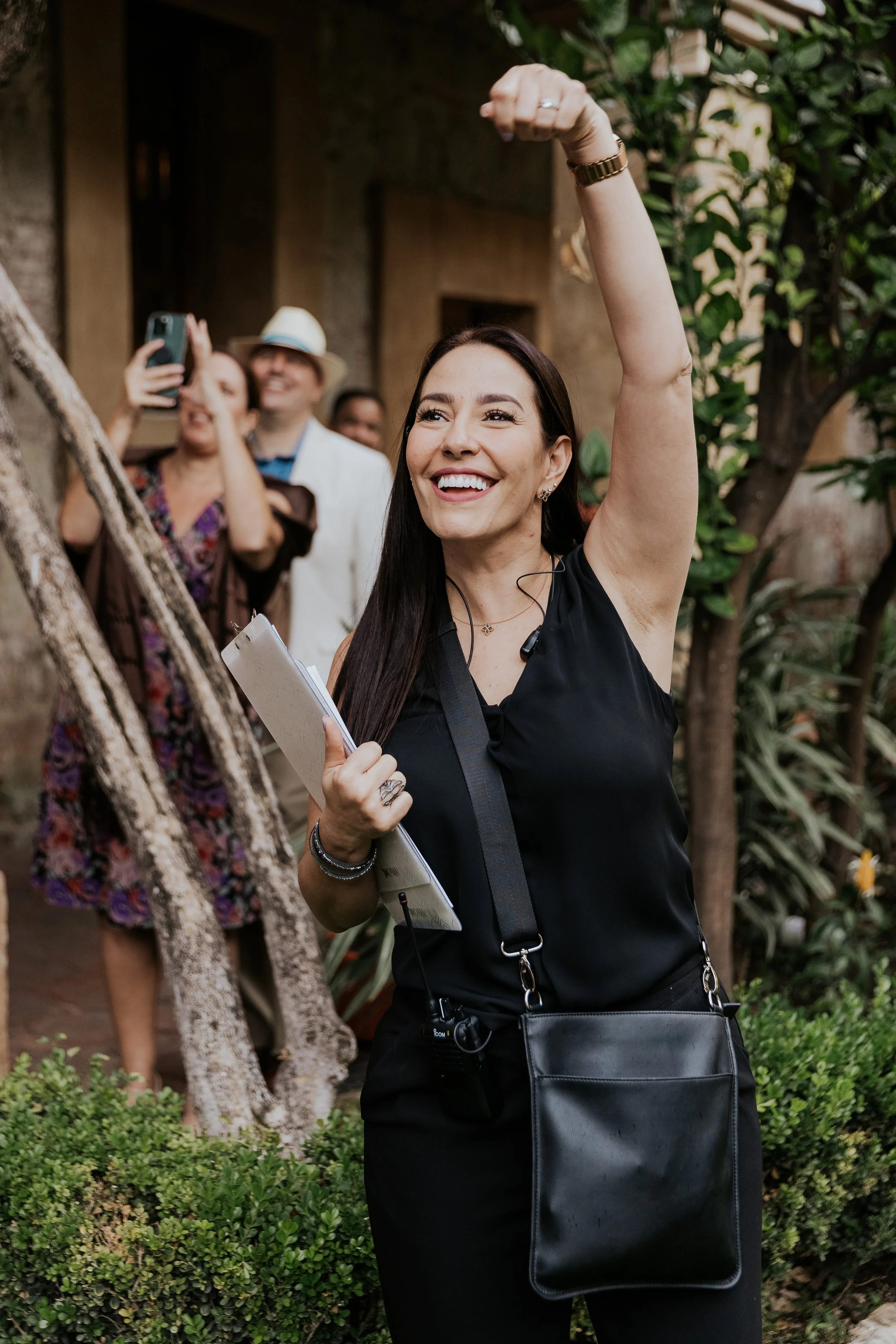 Artista Destacado: Lucy Ferreira — Frida Enamorada