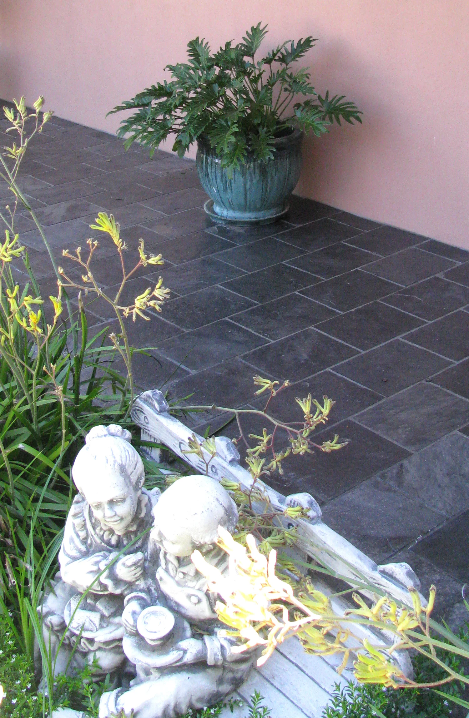 Silver Blue Slate Floor Tiles & Wall Cladding — Bellstone