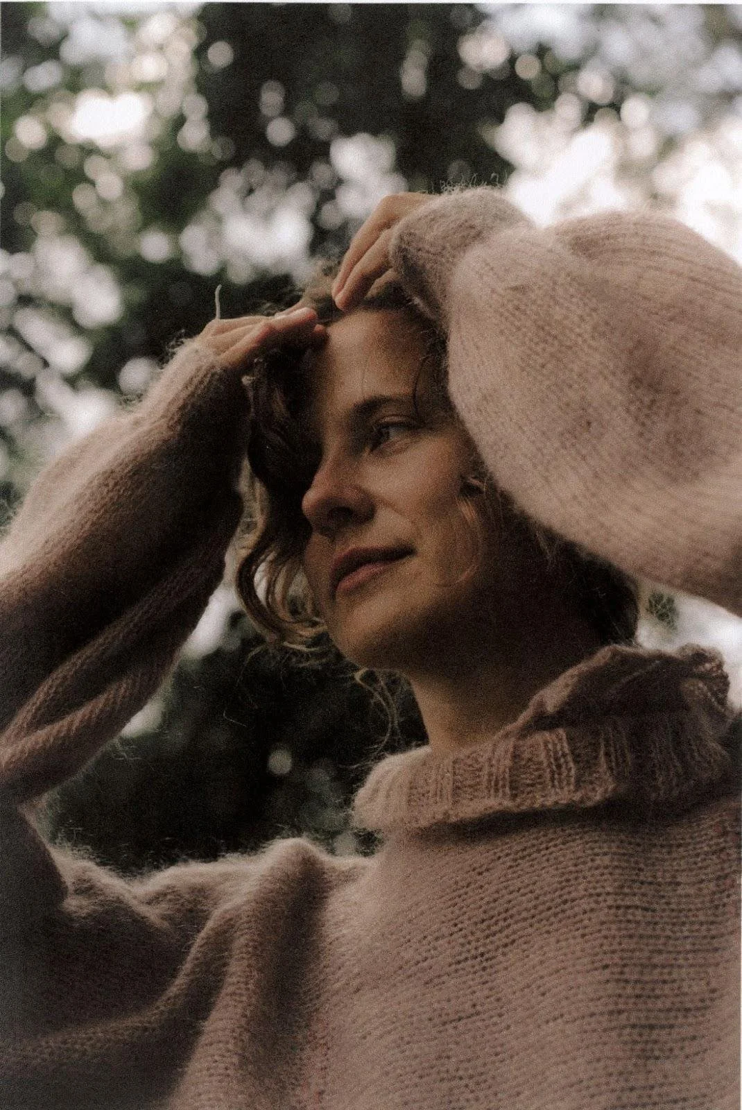 HELENA DELAND RELEASES NEW ALBUM, GOODNIGHT SUMMERLAND, SHARES NEW ...