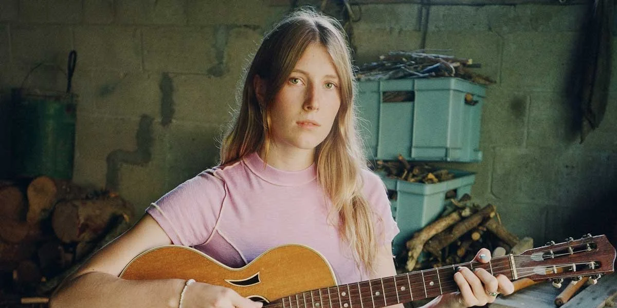 Georgia Harmer - Stay In Touch — Killbeat Music