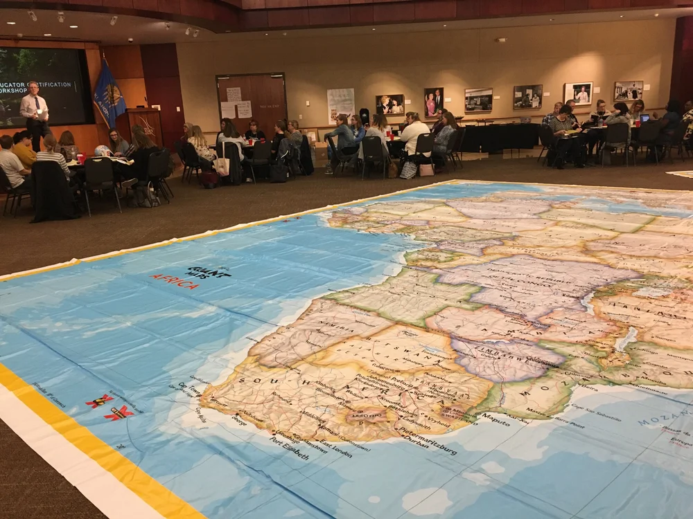 Giant Traveling Maps — OKAGE