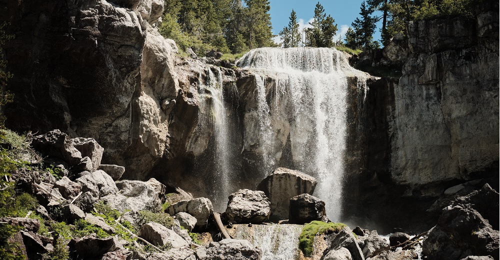 Central Oregon Volcano & Hiking Tours | Wanderlust Tours - Wanderlust Tours