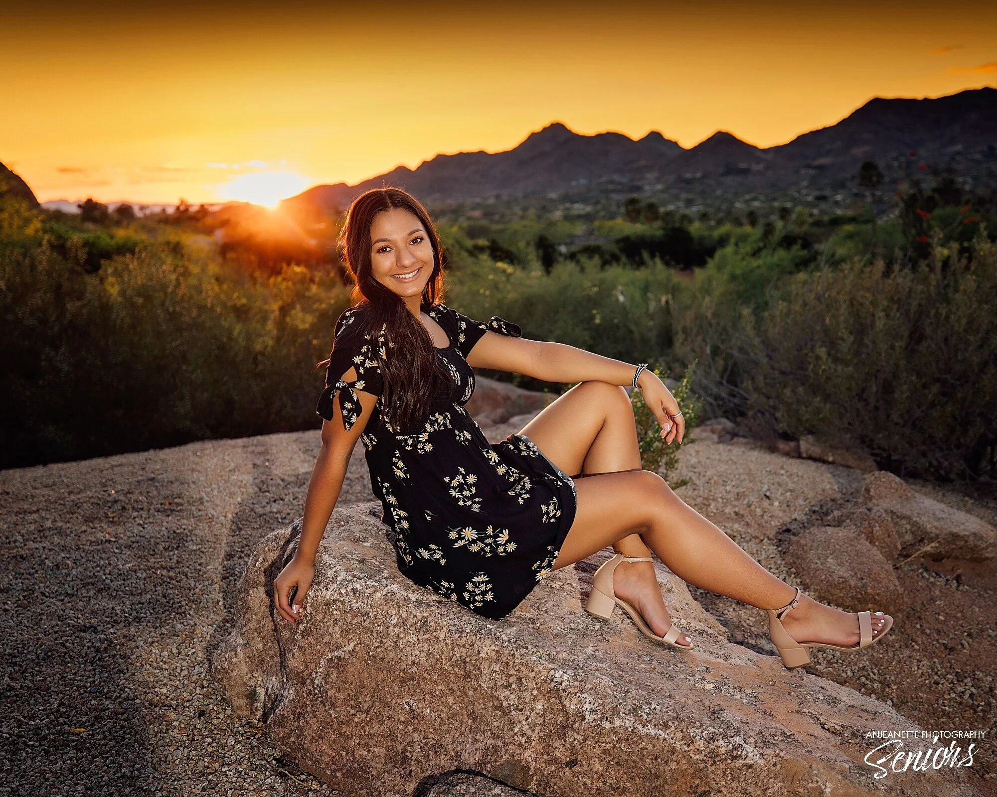 Anjeanette Photography Graduation Picture High School Senior Portraits ...