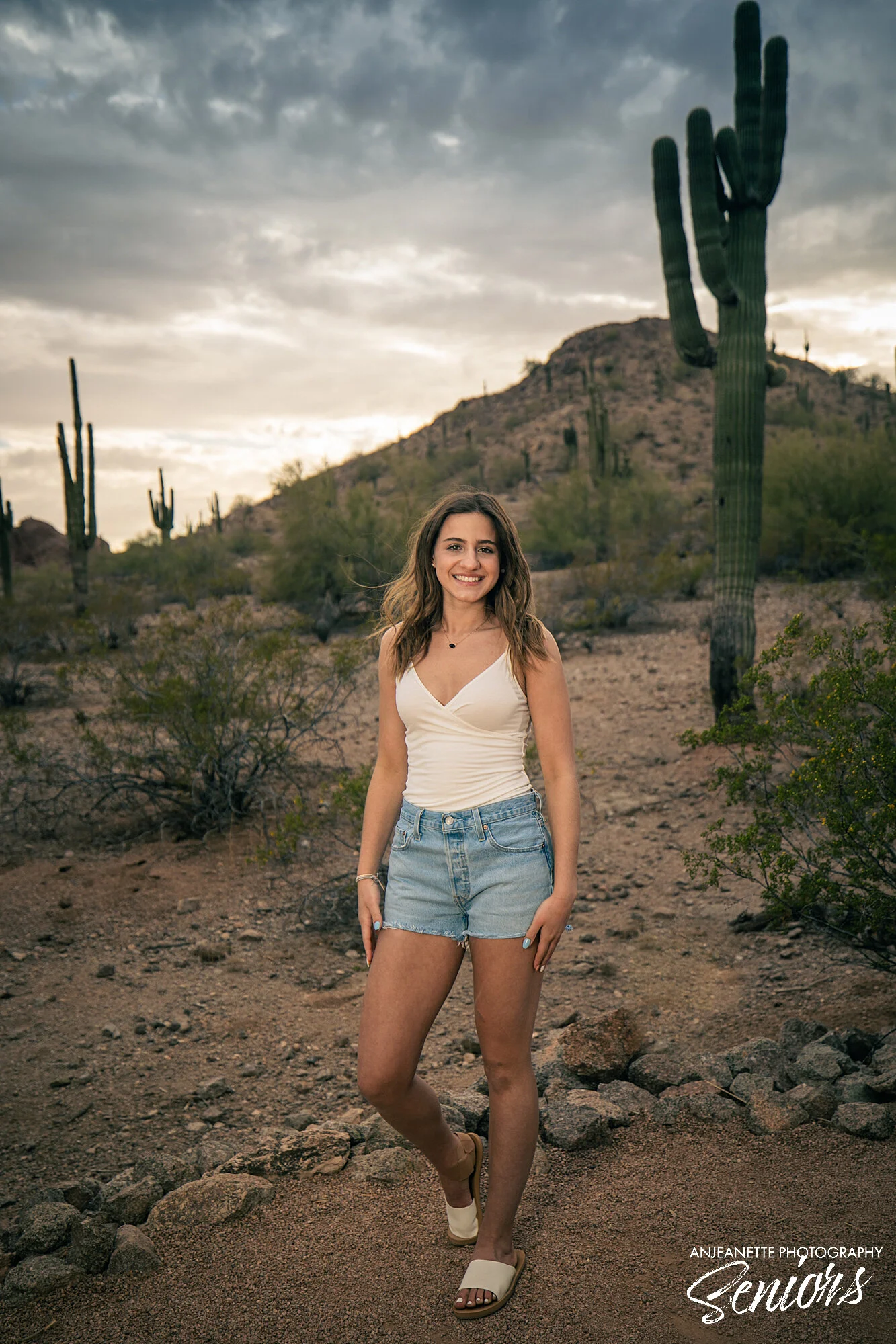 Anjeanette Photography Graduation Picture High School Senior Portraits ...