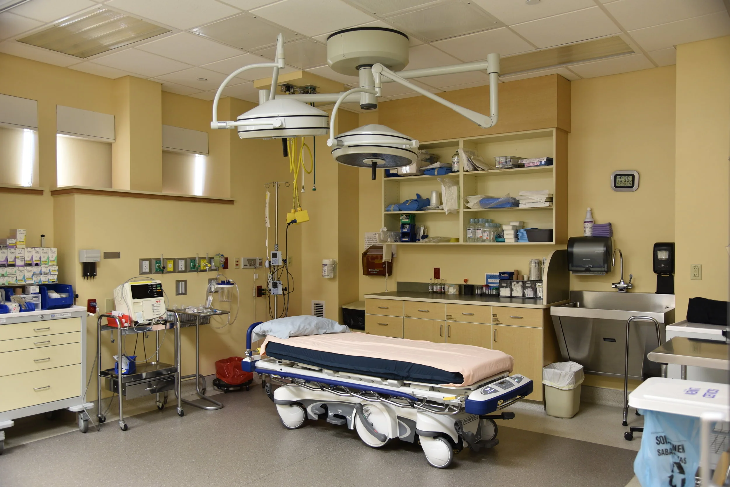 EMERGENCY — North Valley Hospital