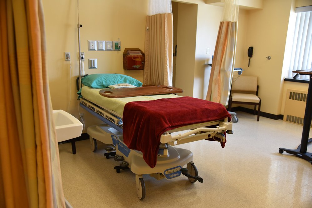 SURGERY — North Valley Hospital