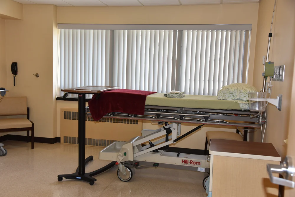 SURGERY — North Valley Hospital