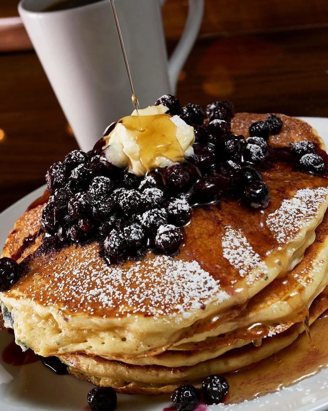 elmo restaurant & lounge