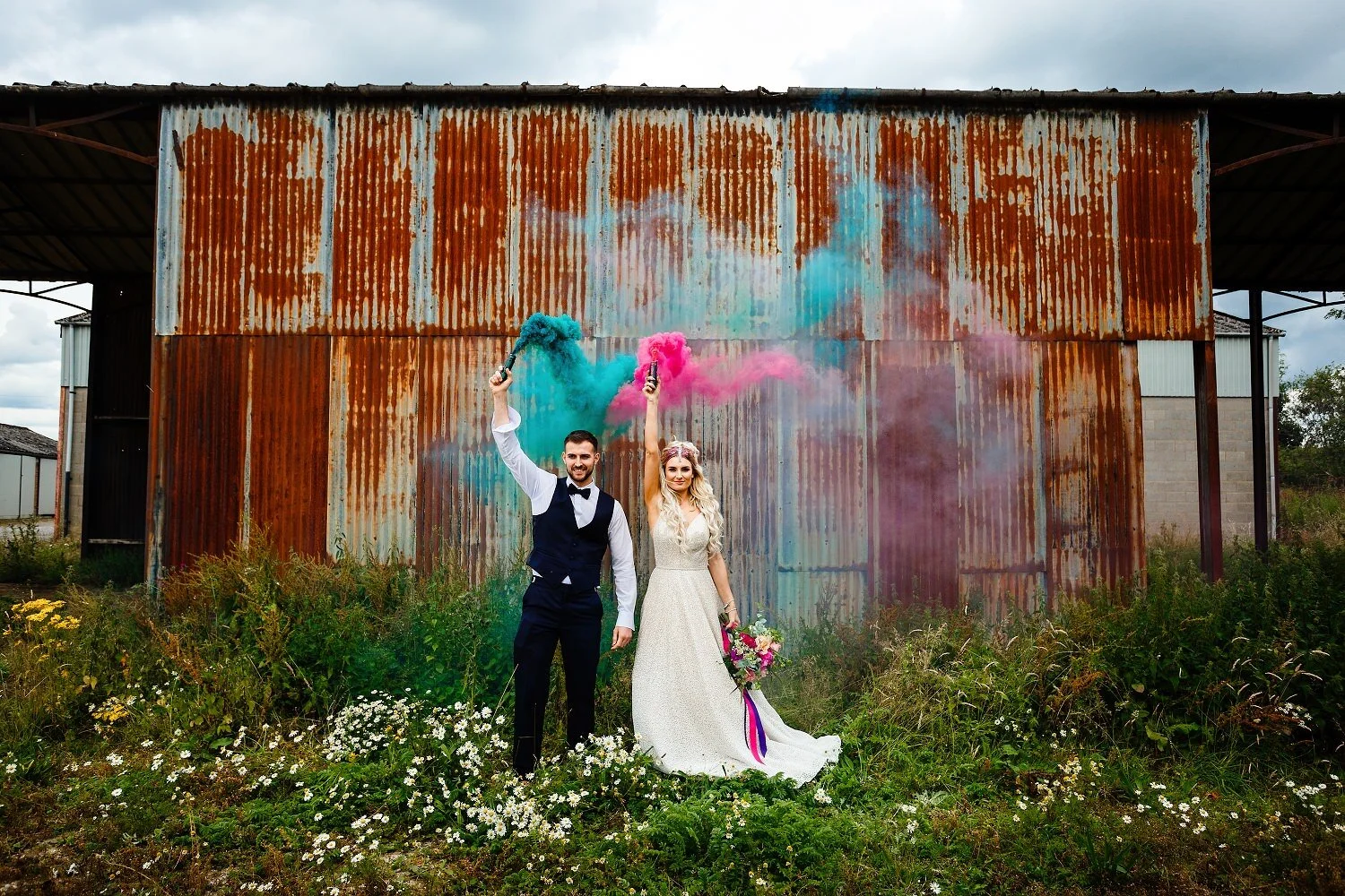 White Syke Fields wedding photographers, Zoe & Tom