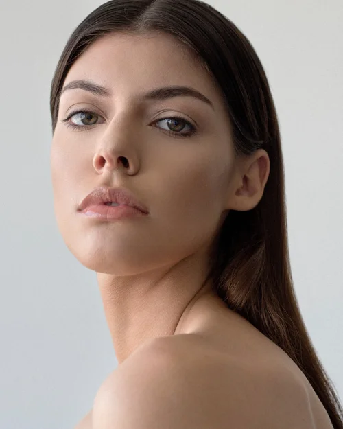 WOMEN — Paragon Model Management