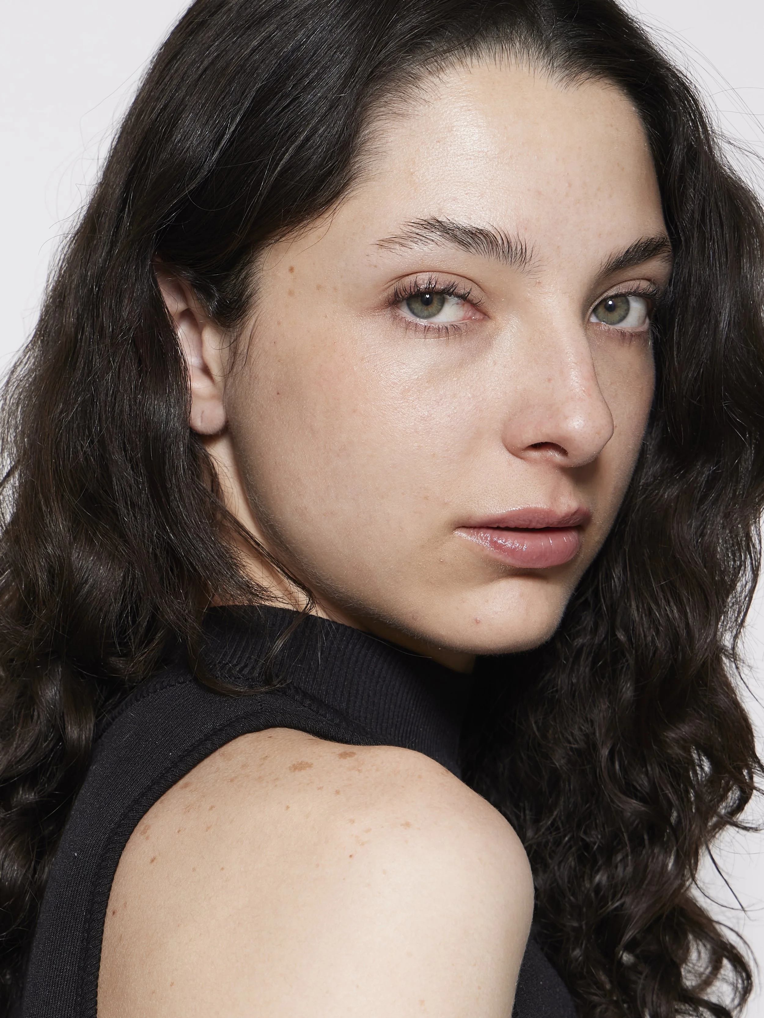 MIKA — Paragon Model Management