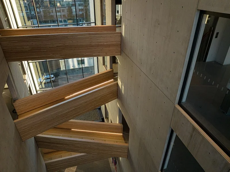 ARITZIA 411 RAILWAY OFFICE FIT-OUT — ETRO Construction