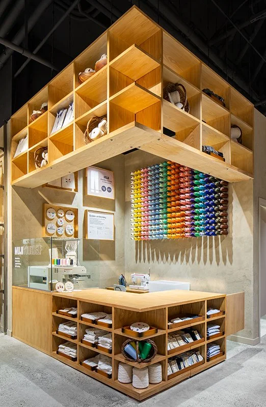 MUJI METROTOWN — ETRO Construction