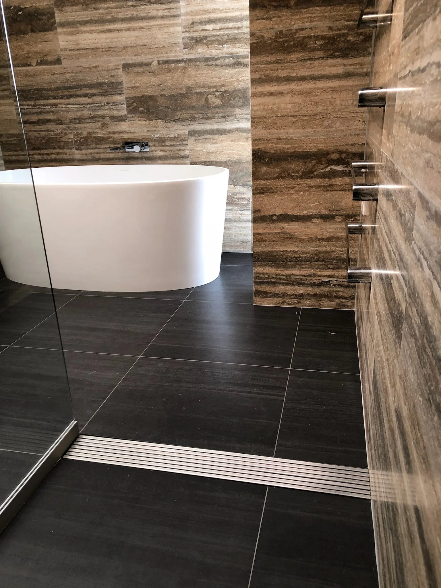 JESANI THRESHOLD SHOWER CHANNEL - GRILL INSERT — JESANI® wetroom ...