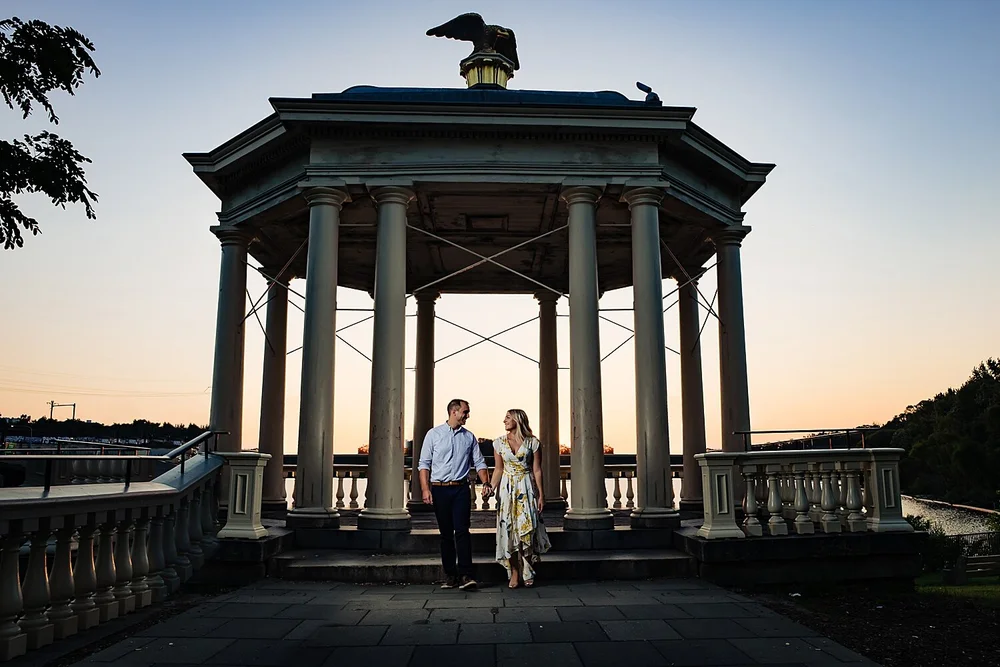 40 Engagement Photo Ideas to Steal From Couples Who Totally Nailed It ...