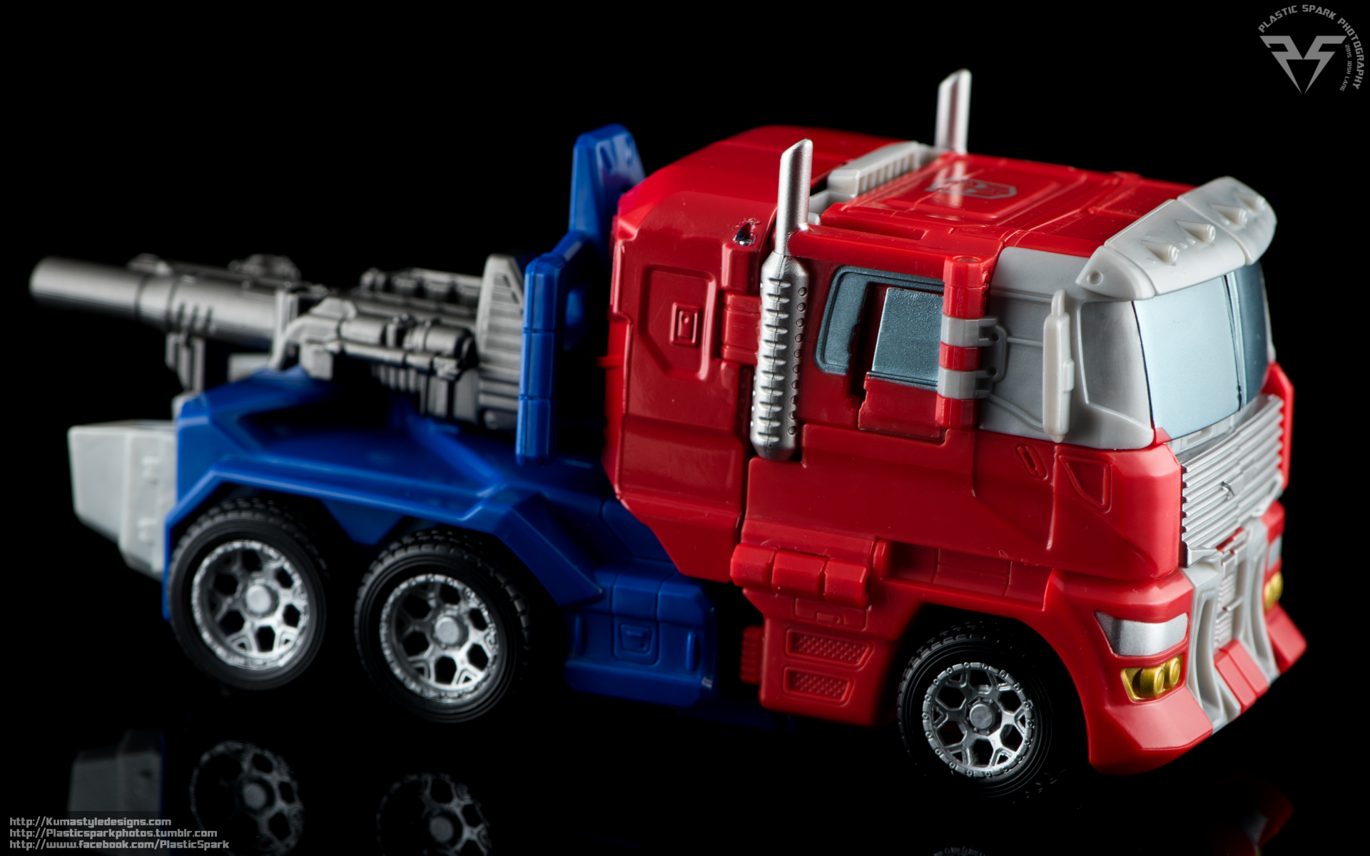 Review - Combiner Wars Optimus Prime — Plastic Spark Photography