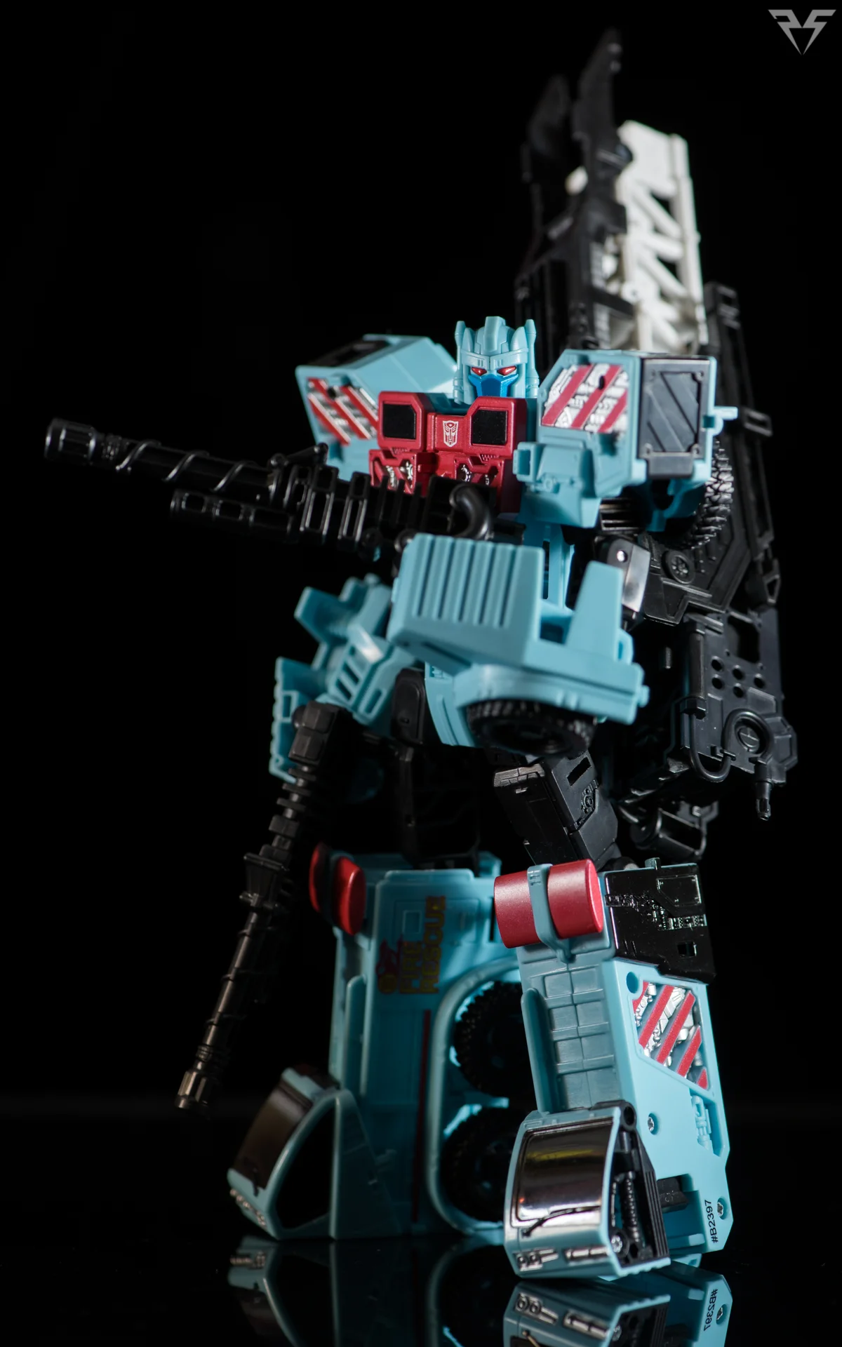 Review - Combiner Wars Hotspot — Plastic Spark Photography