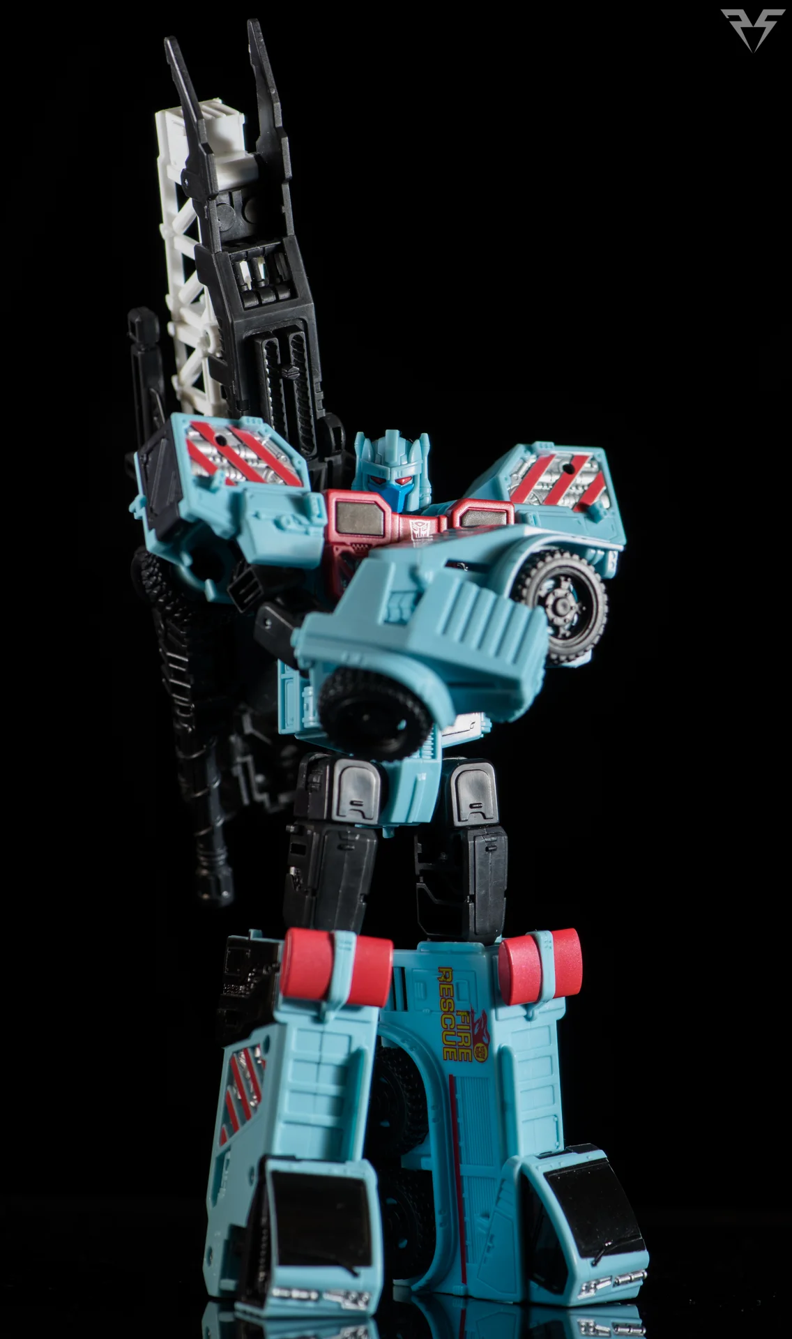 Review - Combiner Wars Hotspot — Plastic Spark Photography