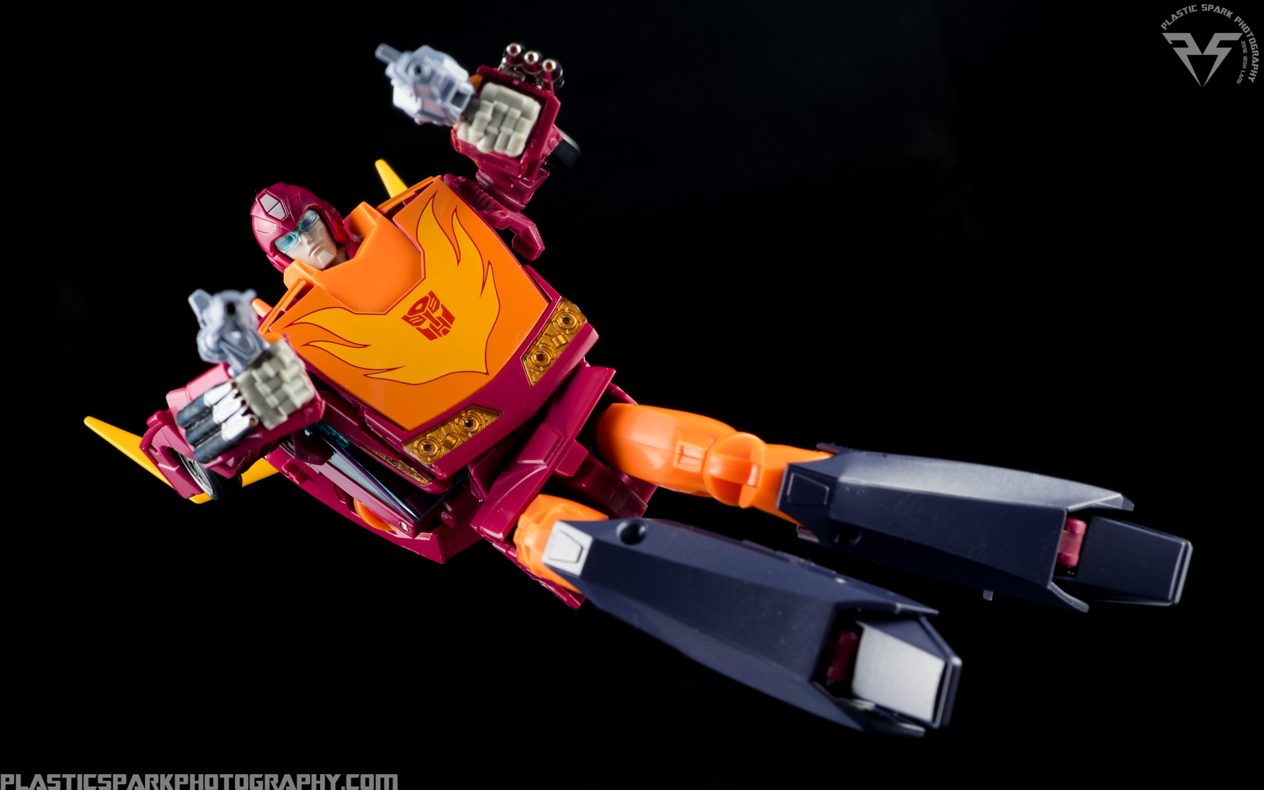 Review - MP28 Hot Rodimus — Plastic Spark Photography