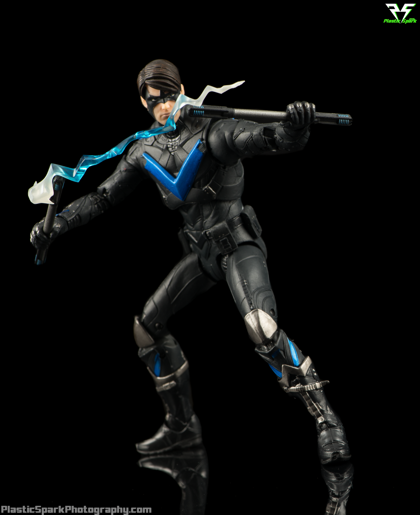 Mini Review - DC Collectibles Nightwing (Arkham Knight) — Plastic Spark ...