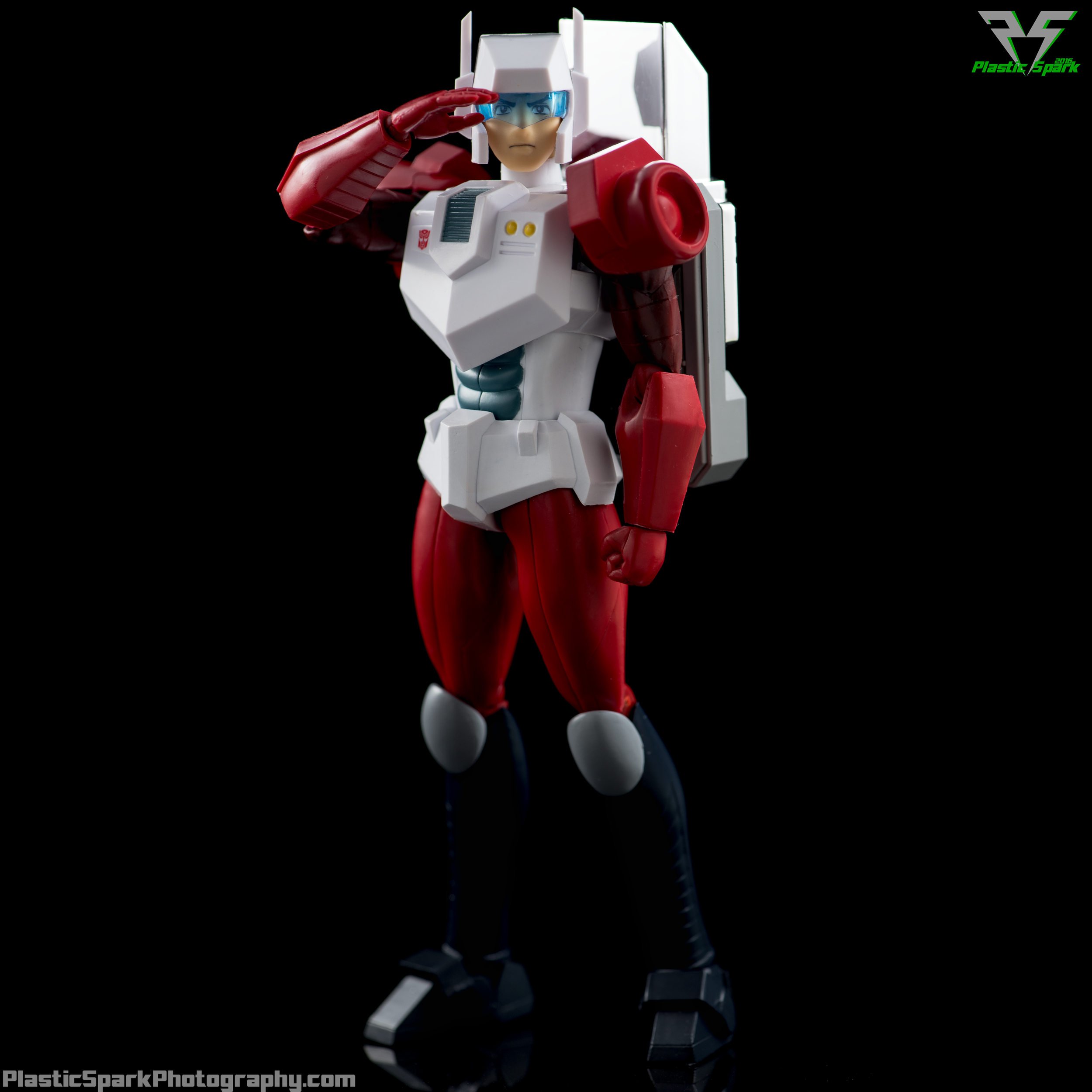 Mini Review - CM’s Corporation - Gutto Kuru – Ginrai (Transformers ...