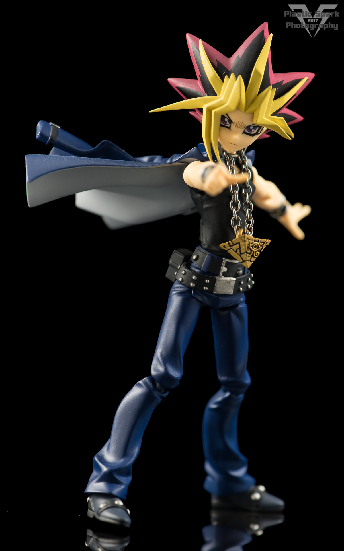 Review - Figma Yami Yugi — Plastic Spark Photography