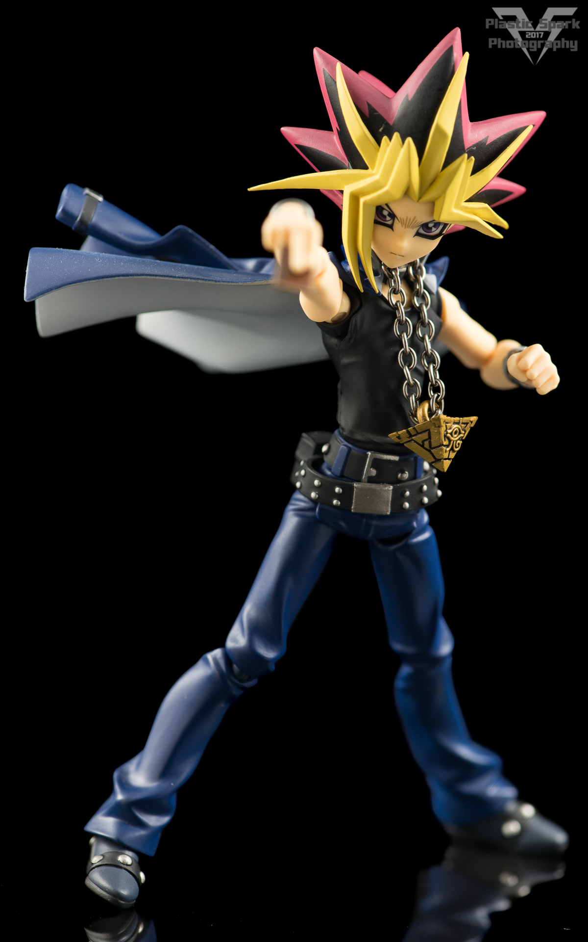 Review - Figma Yami Yugi — Plastic Spark Photography