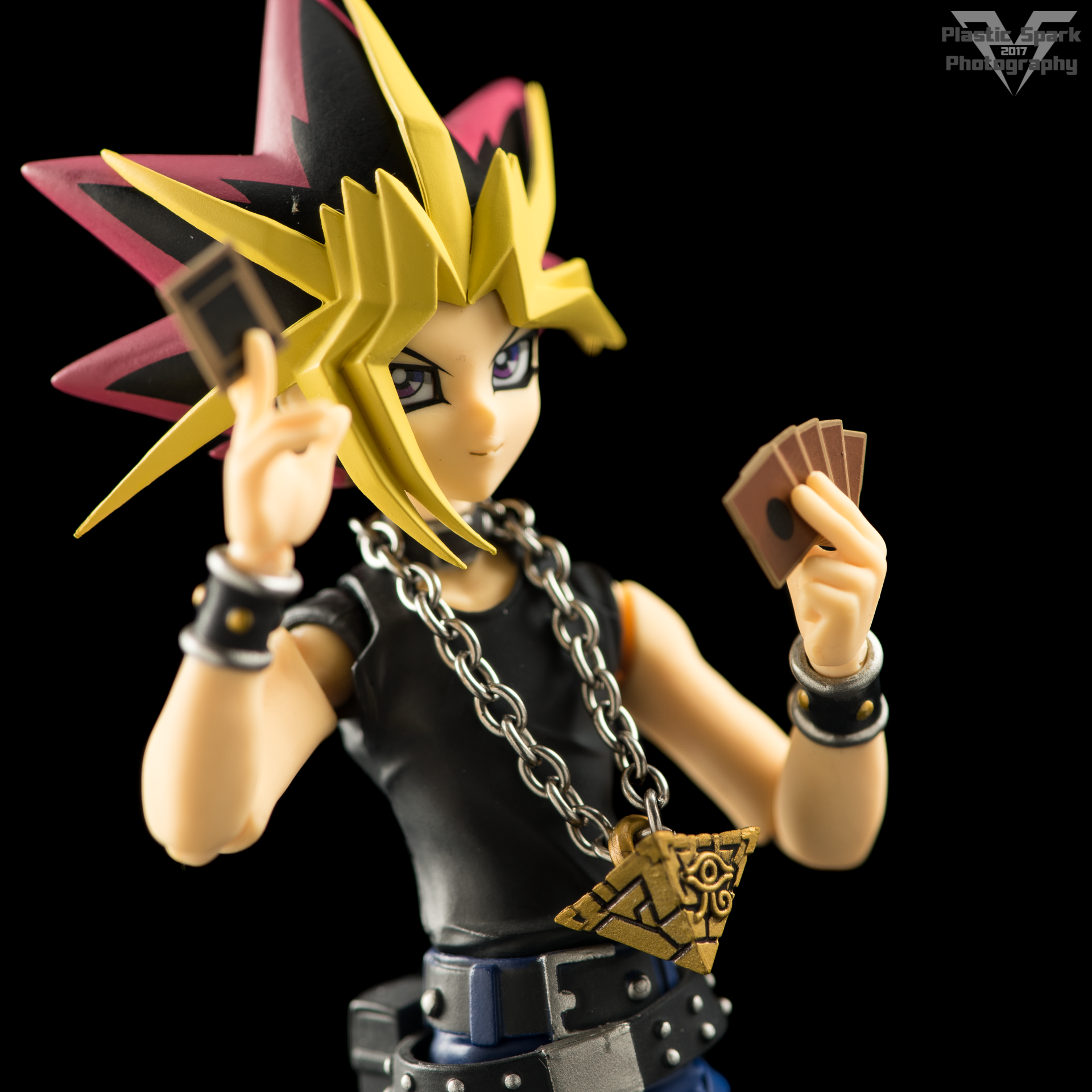 Review - Figma Yami Yugi — Plastic Spark Photography