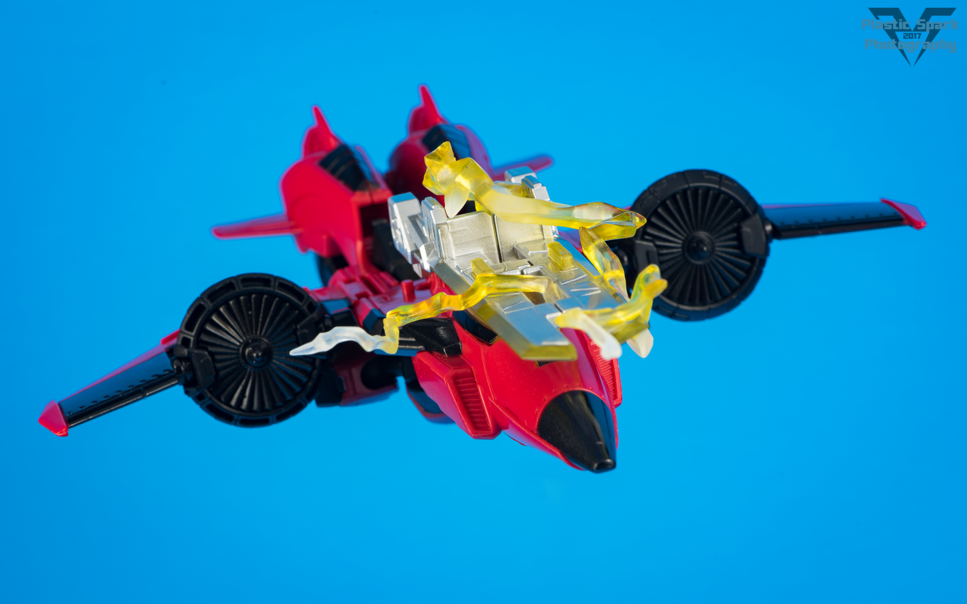 Gallery - Hasbro Titans Return Windblade — Plastic Spark Photography
