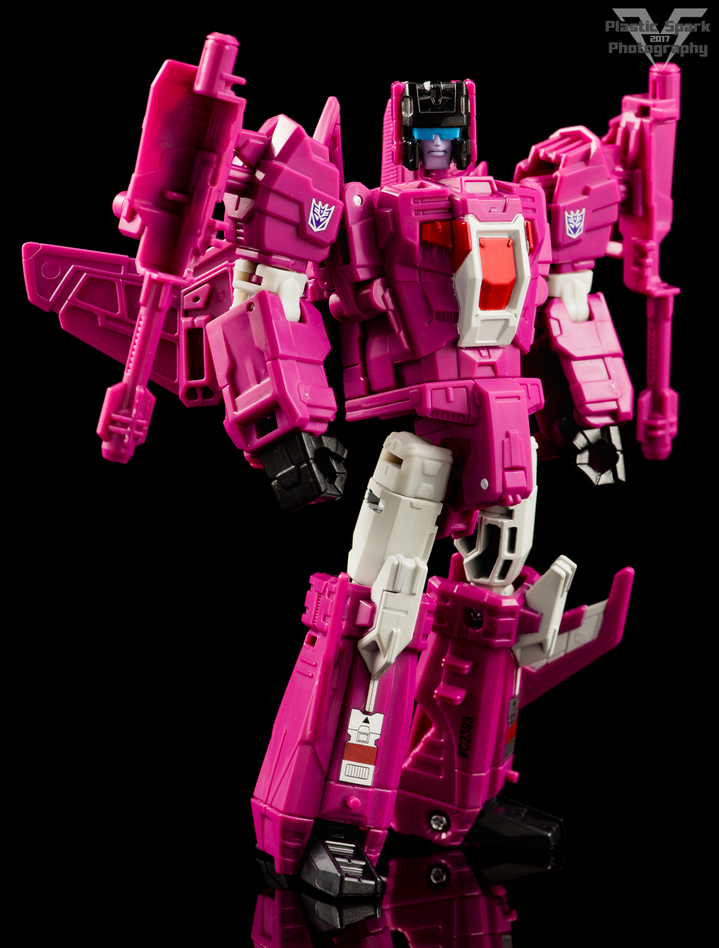 Review - Hasbro Titans Return Misfire — Plastic Spark Photography