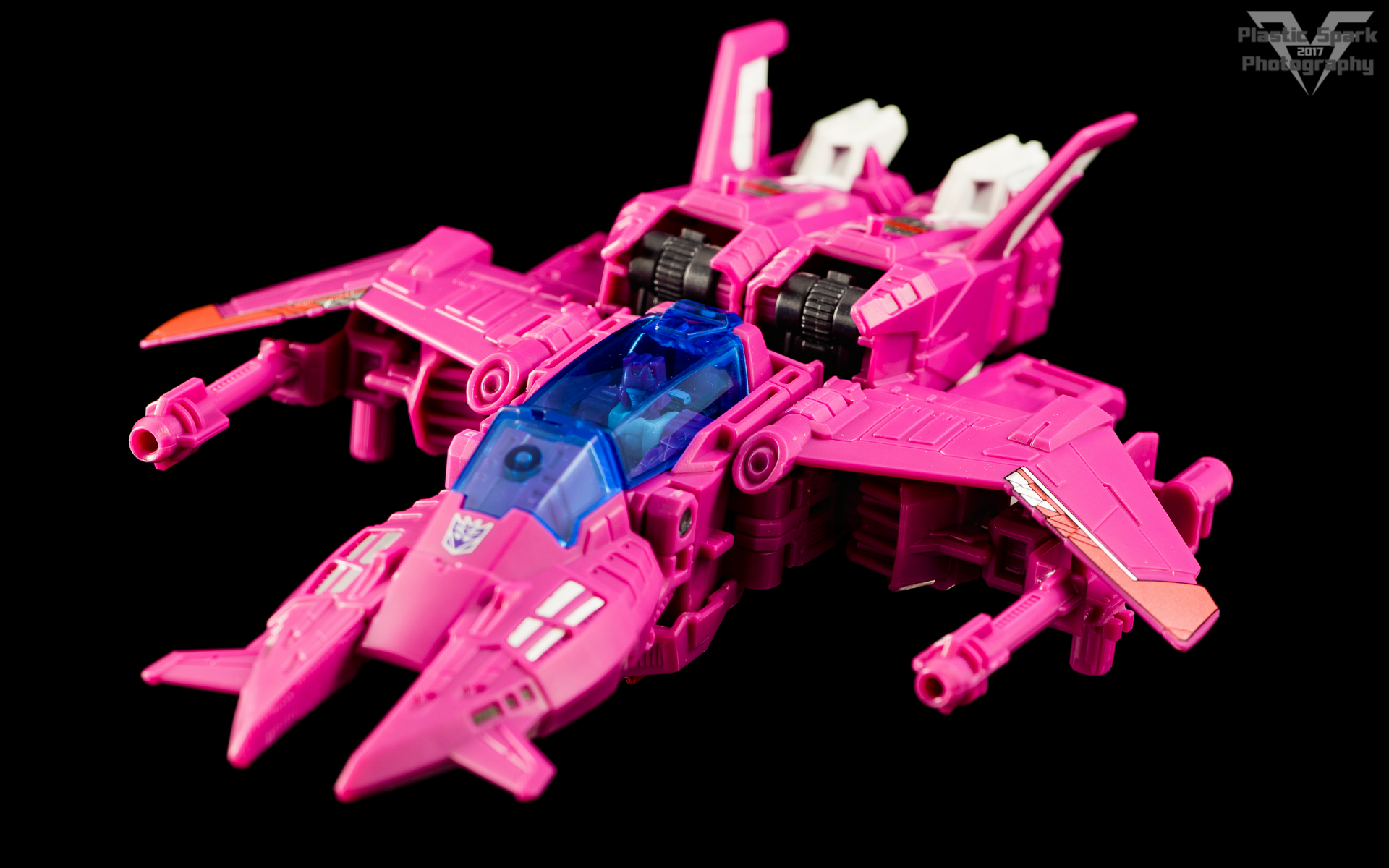 Review - Hasbro Titans Return Misfire — Plastic Spark Photography