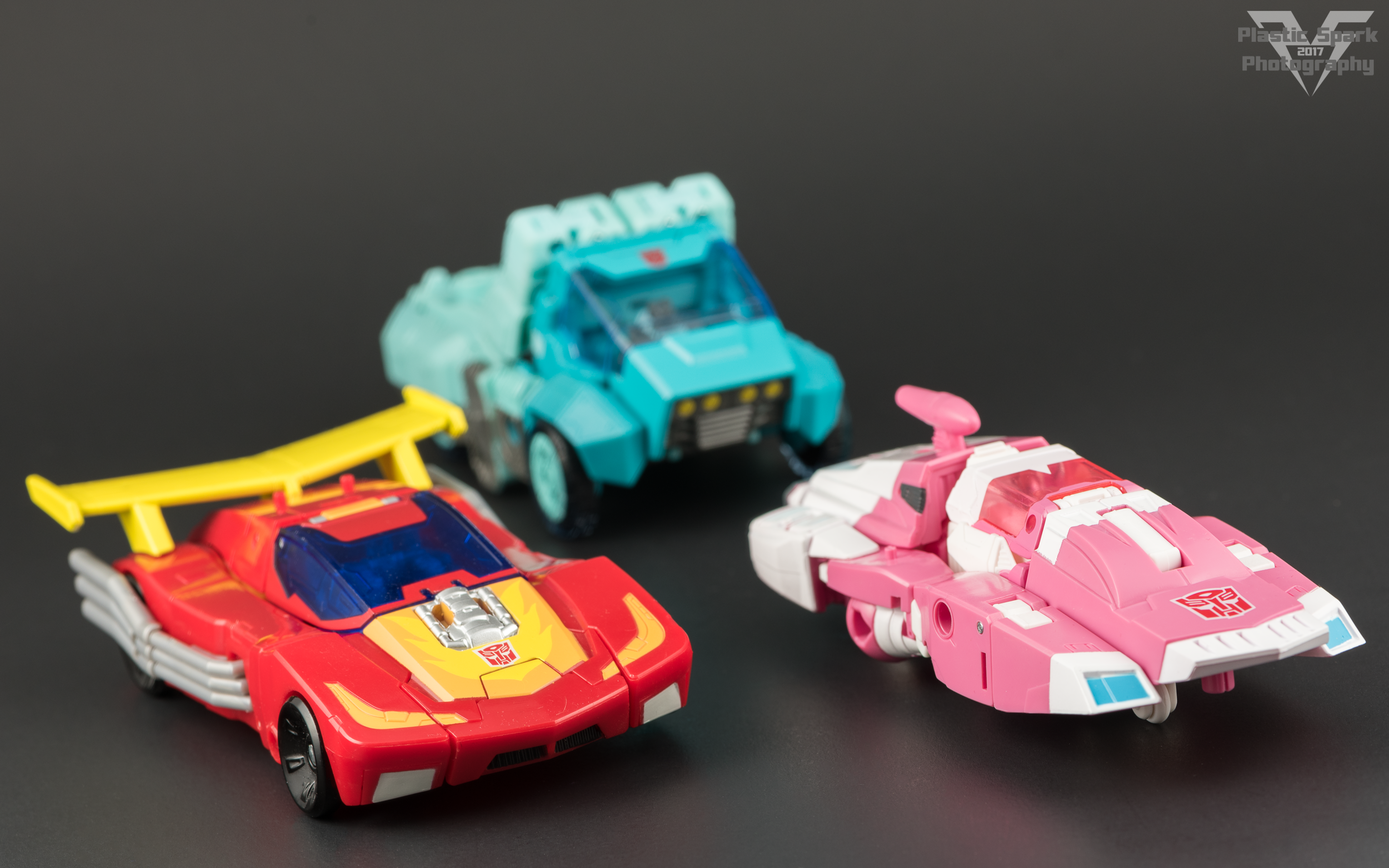 Mini Review - Titans Return Arcee (Hascon Ver.) — Plastic Spark Photography