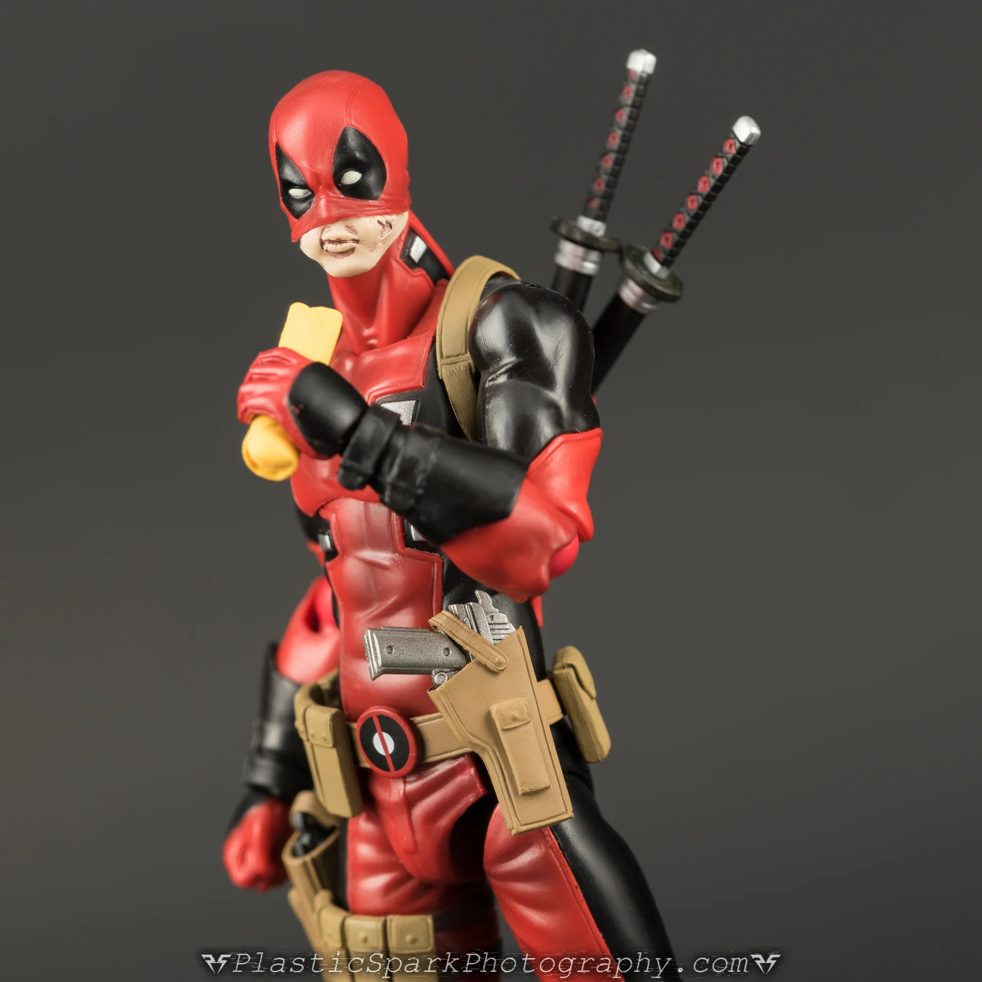 Review - Figma Deadpool DX ver. — Plastic Spark Photography