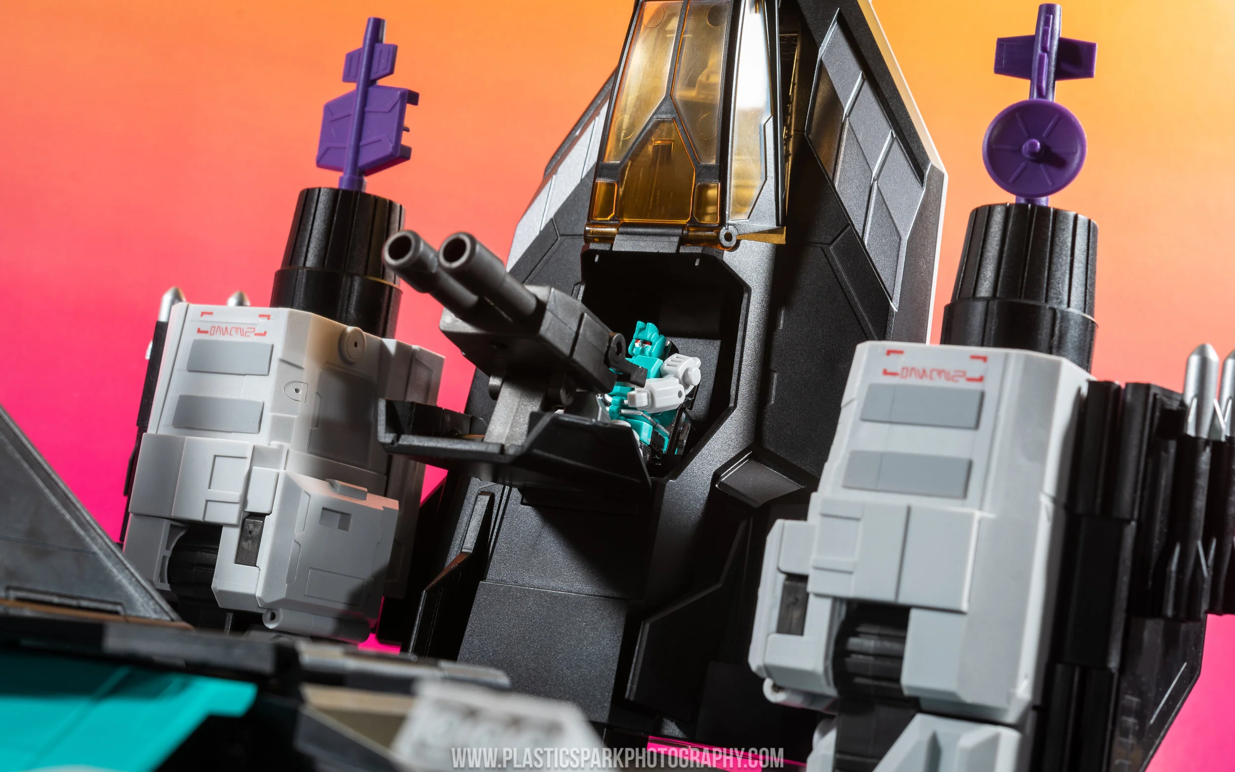 Review - Fans Hobby MB-08 Double Evil — Plastic Spark Photography
