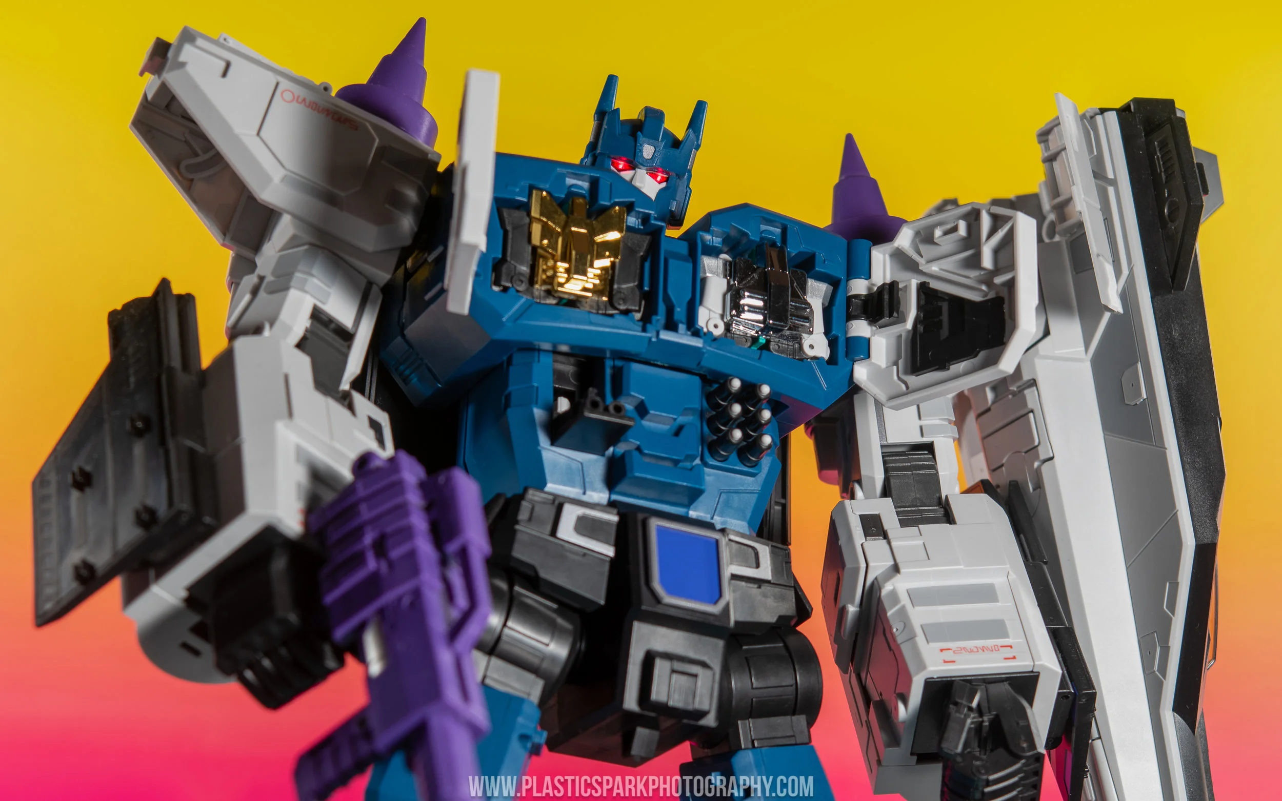 Review - Fans Hobby MB-08 Double Evil — Plastic Spark Photography
