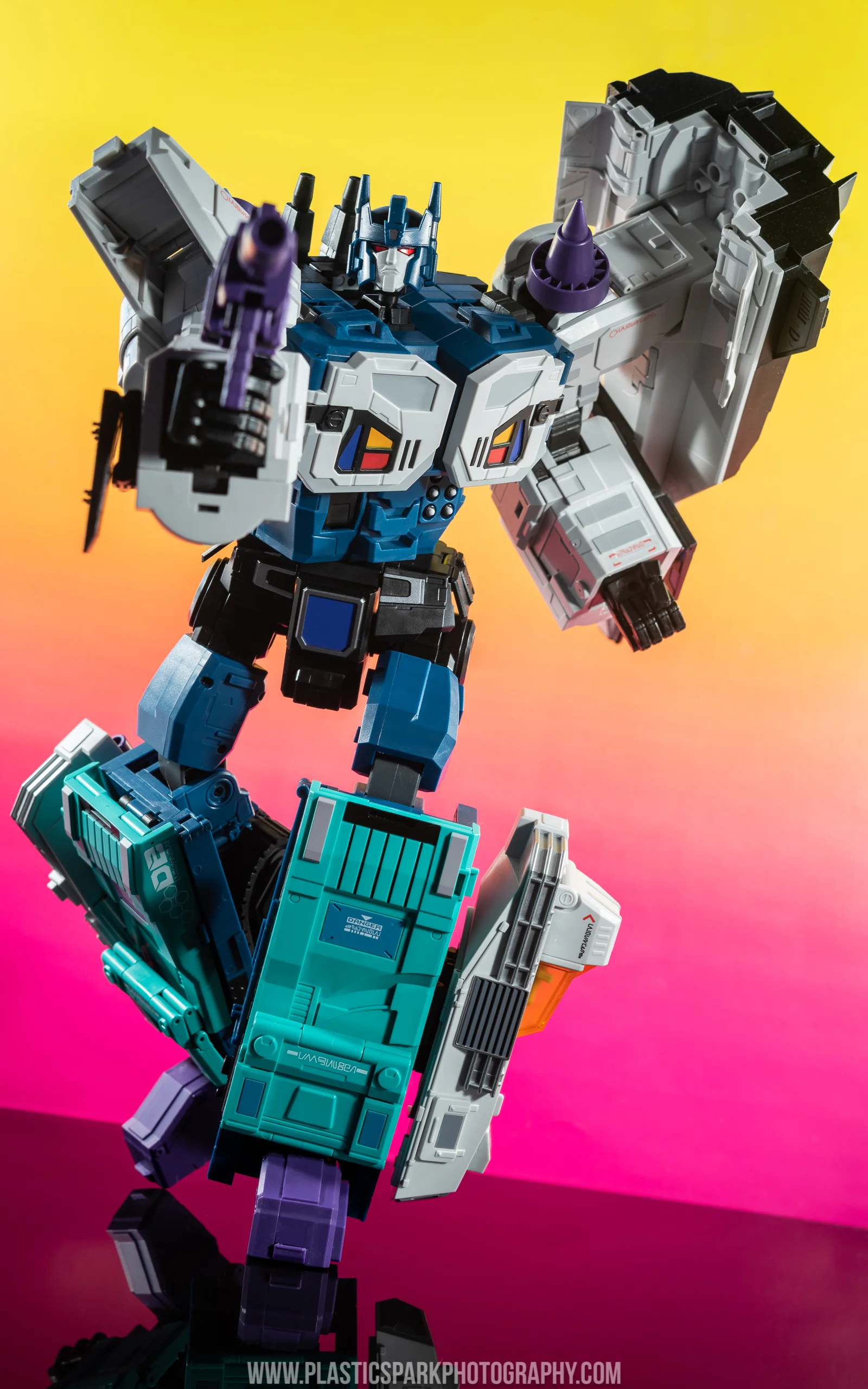 Review - Fans Hobby MB-08 Double Evil — Plastic Spark Photography