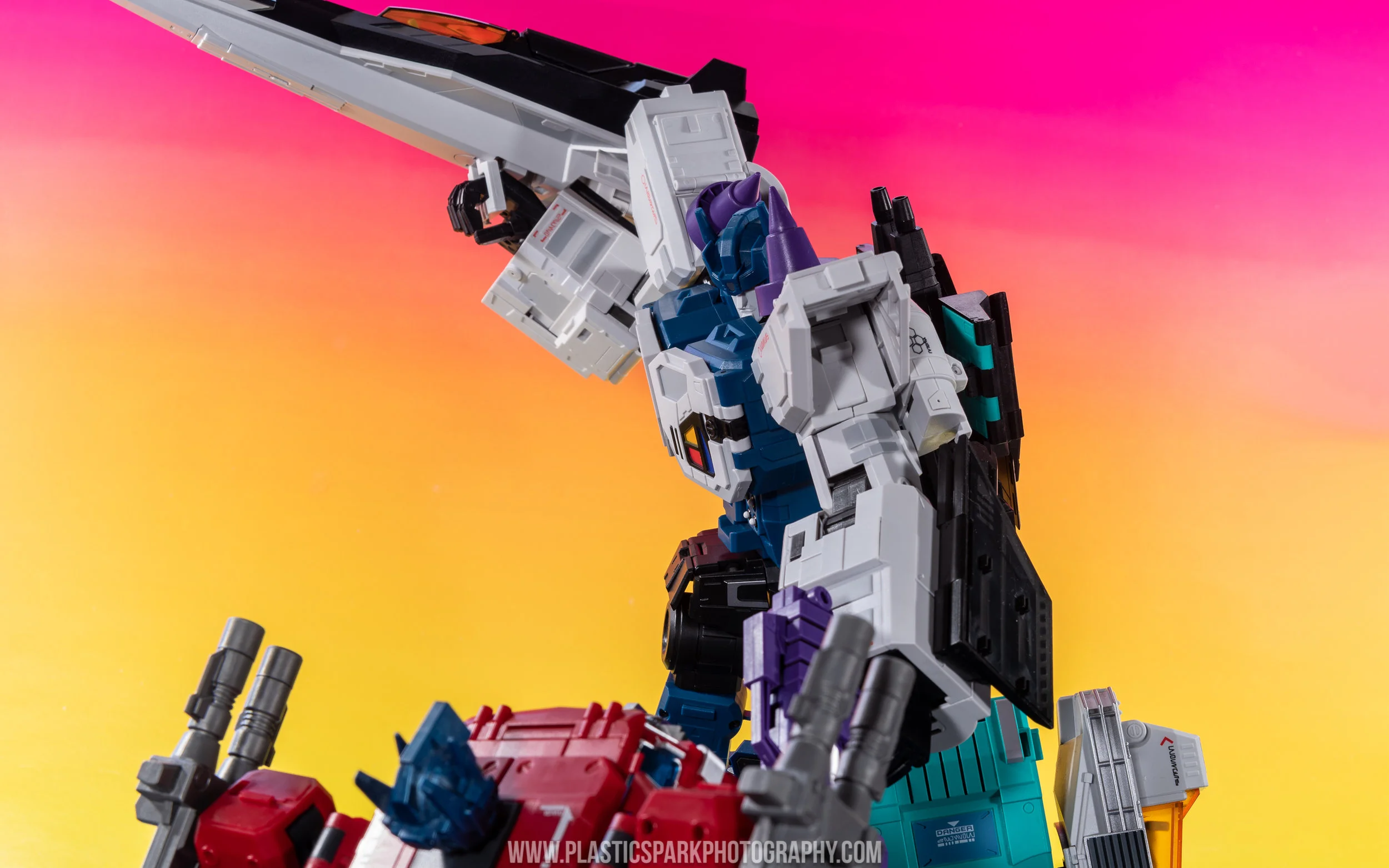 Review - Fans Hobby MB-08 Double Evil — Plastic Spark Photography