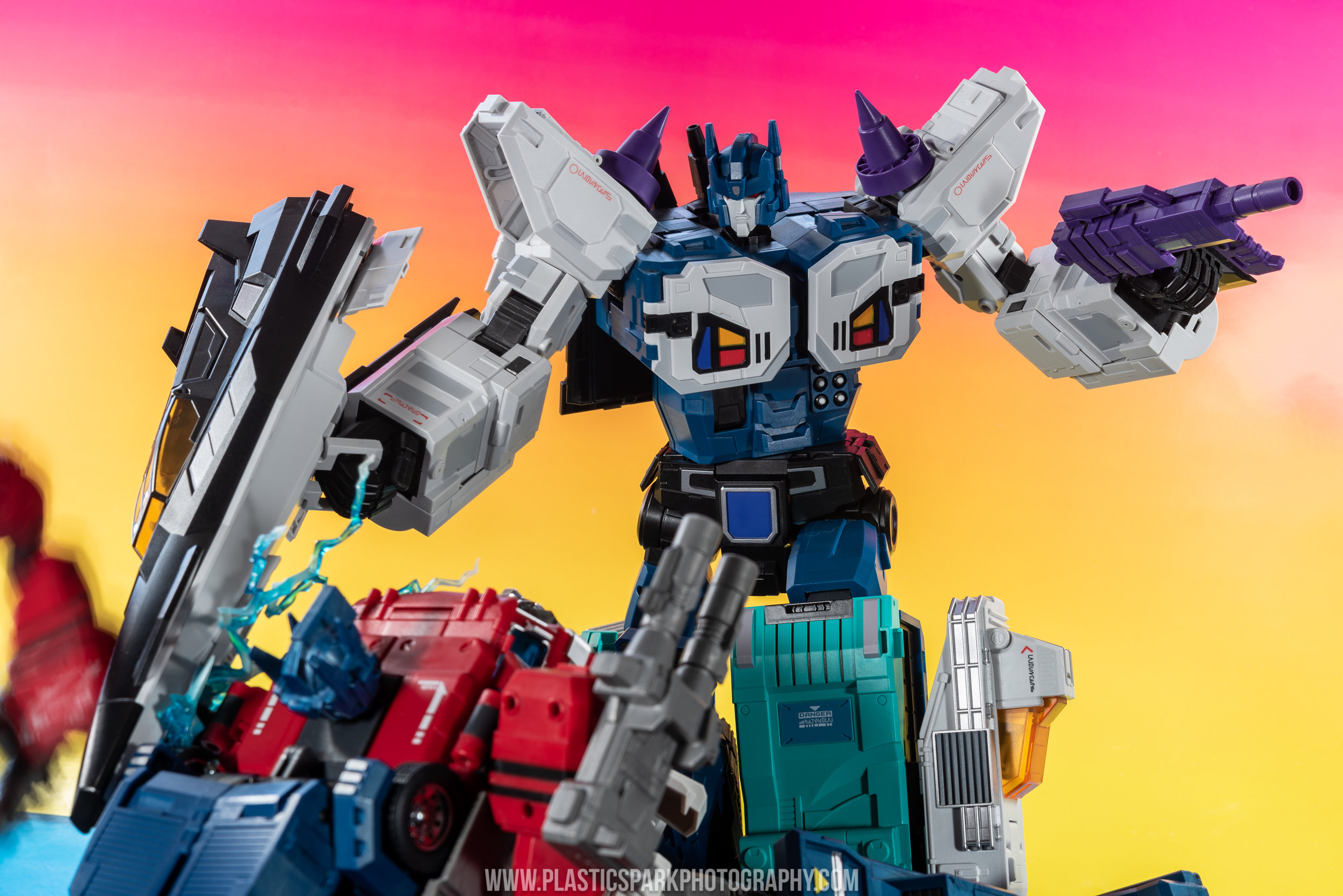 Review - Fans Hobby MB-08 Double Evil — Plastic Spark Photography