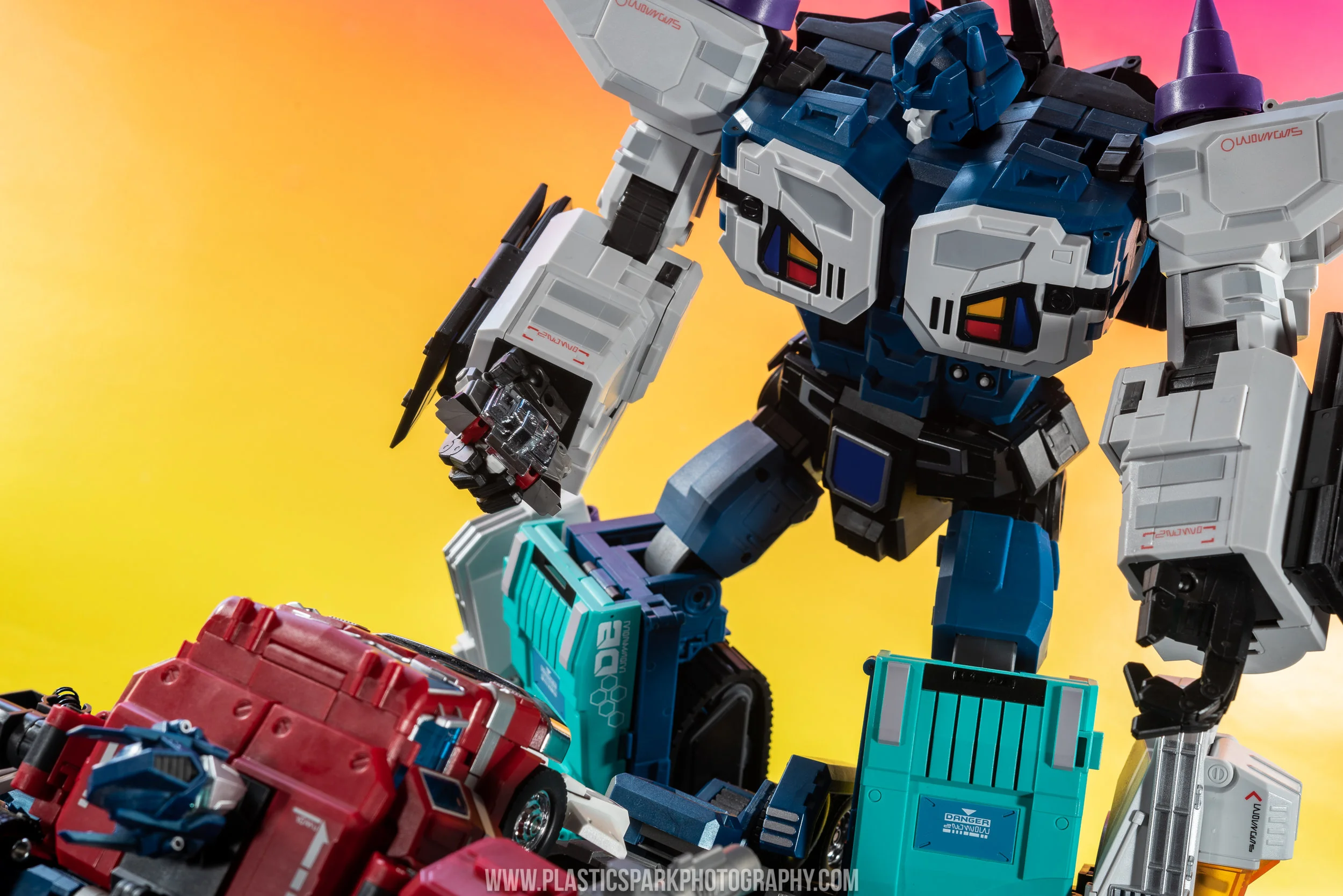 Review - Fans Hobby MB-08 Double Evil — Plastic Spark Photography