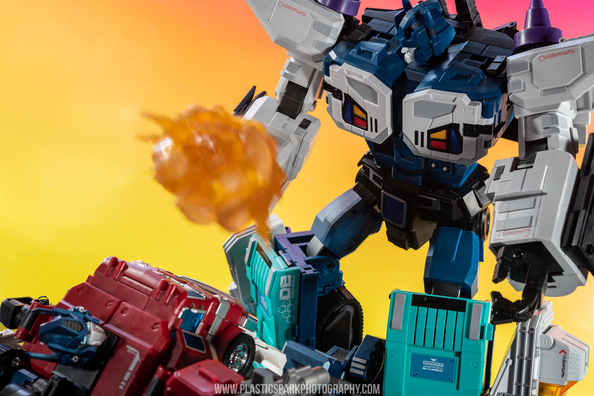 Review - Fans Hobby MB-08 Double Evil — Plastic Spark Photography
