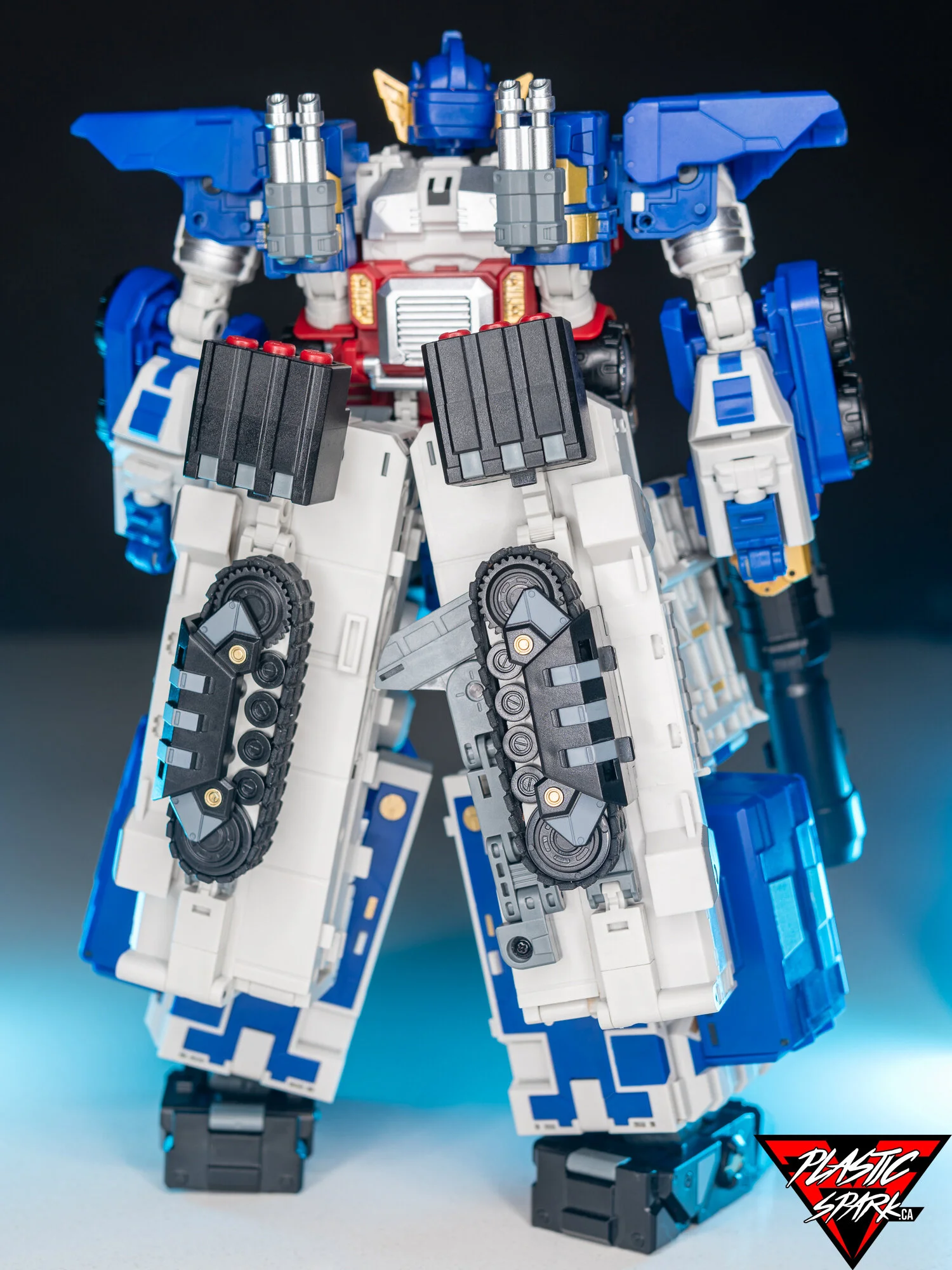 Review - Fans Hobby MB-15 Naval Commander — Plastic Spark Photography