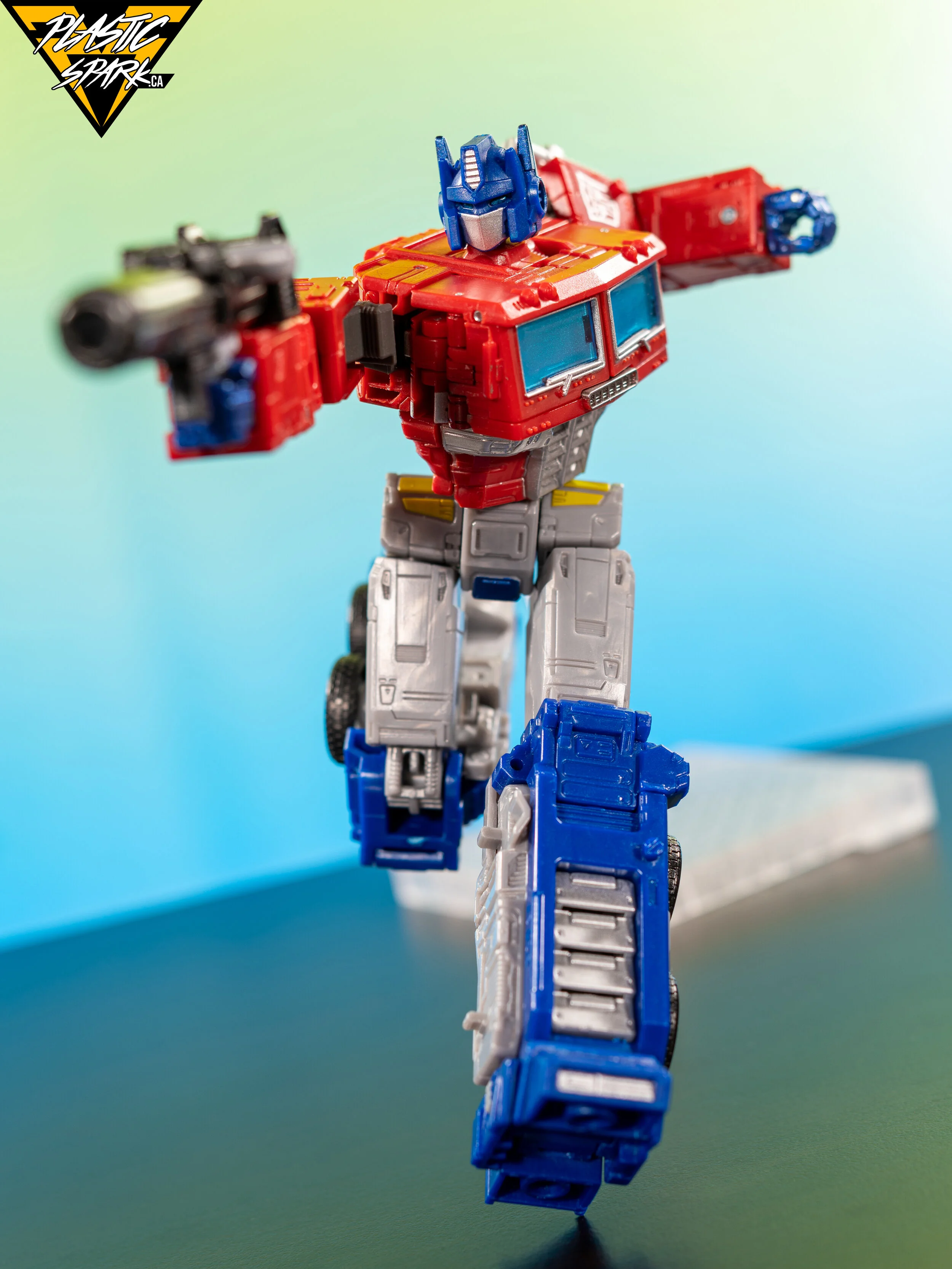 Gallery - Earthrise Optimus Prime — Plastic Spark Photography
